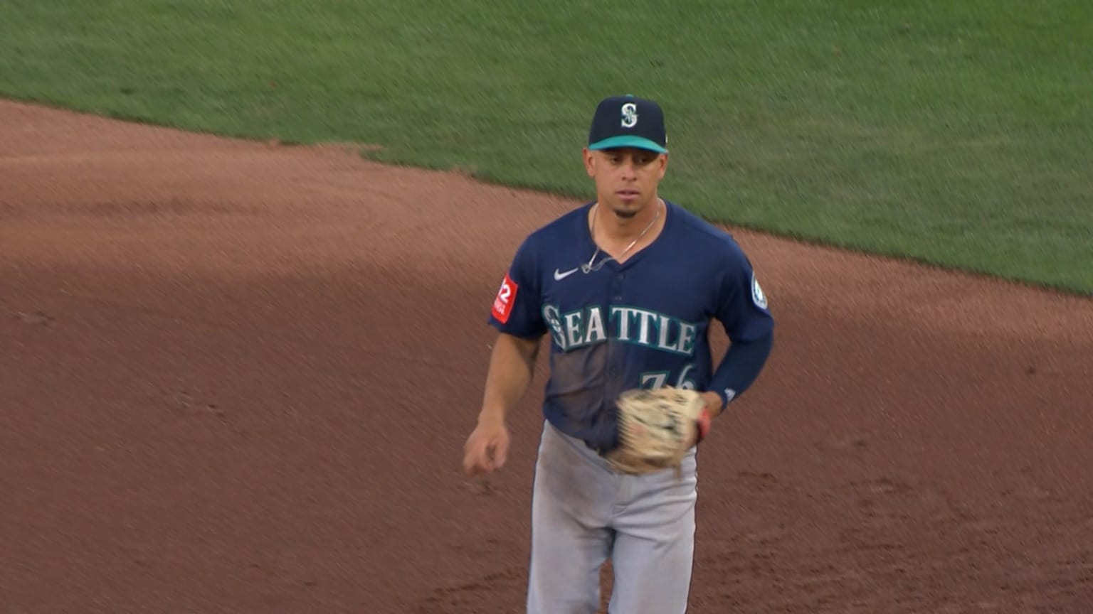 Leo Rivas salta para atrapar el lineazo | 05/05/2025 | Los Mariners de ...