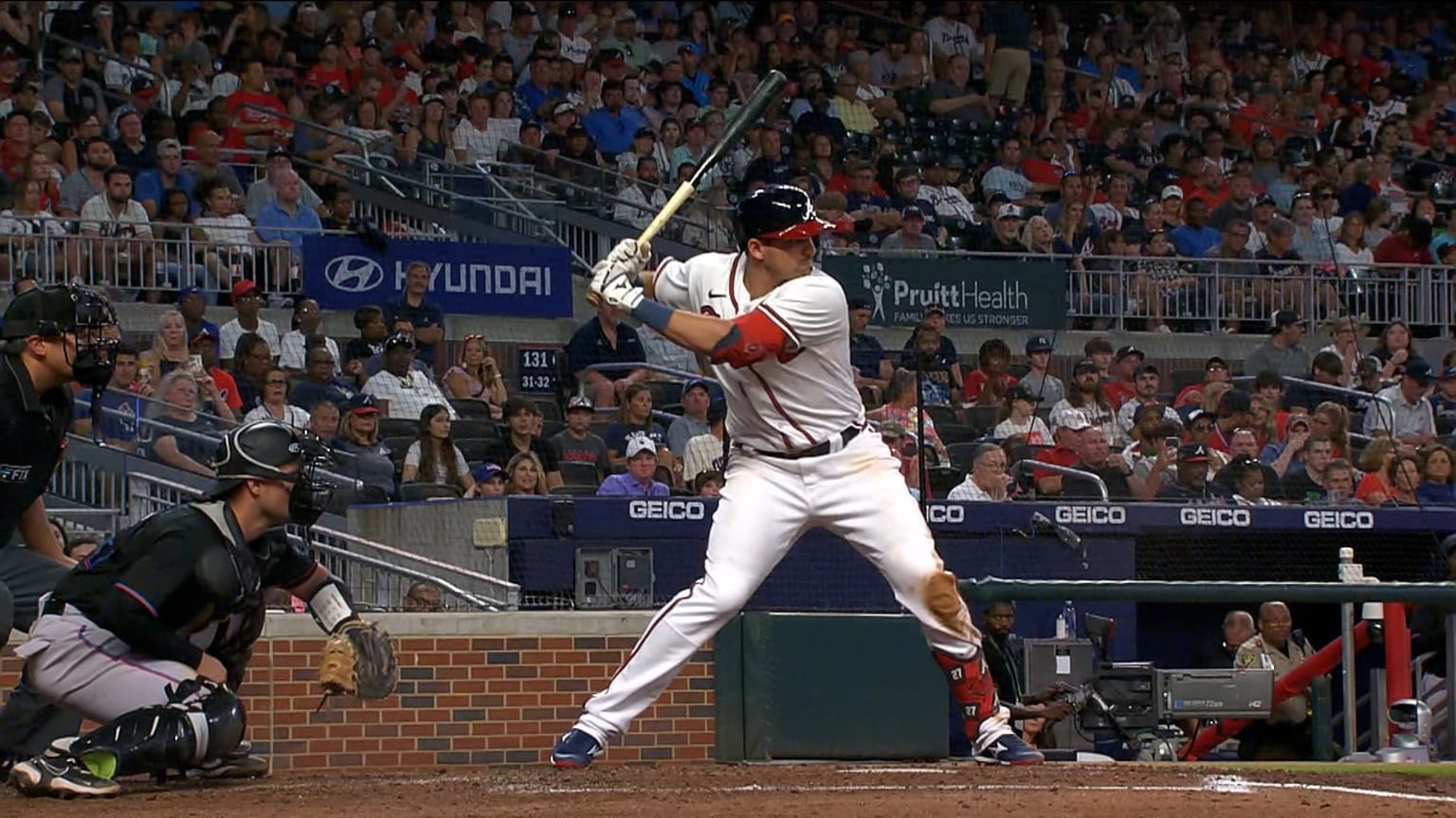 Austin Riley mashes a solo homer (35) to left field | 09/03/2022 ...