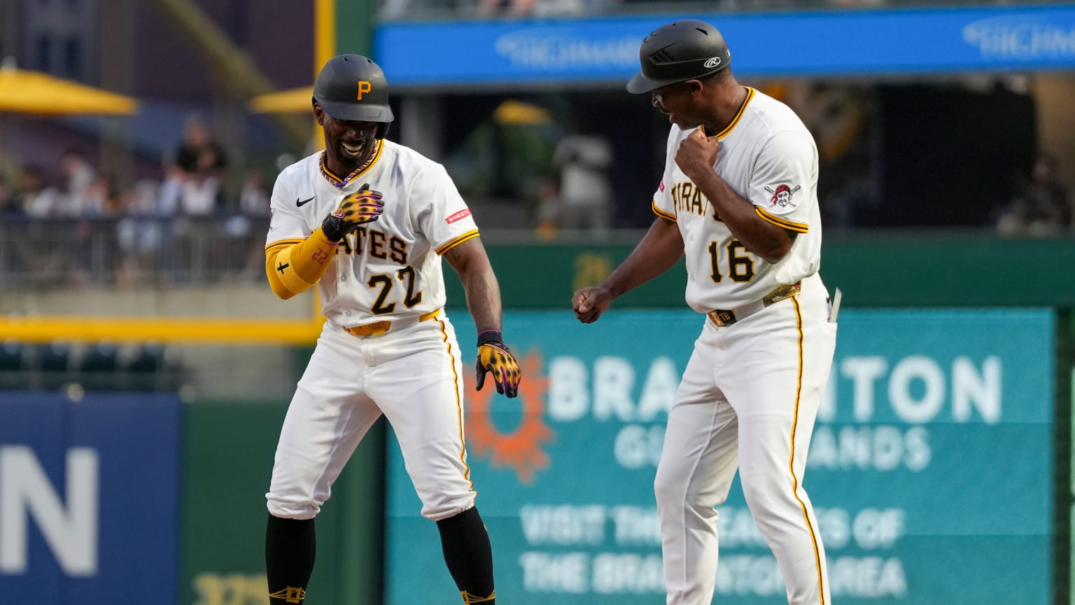 Andrew McCutchen's RBI single | 06/09/2025 | Pittsburgh Pirates