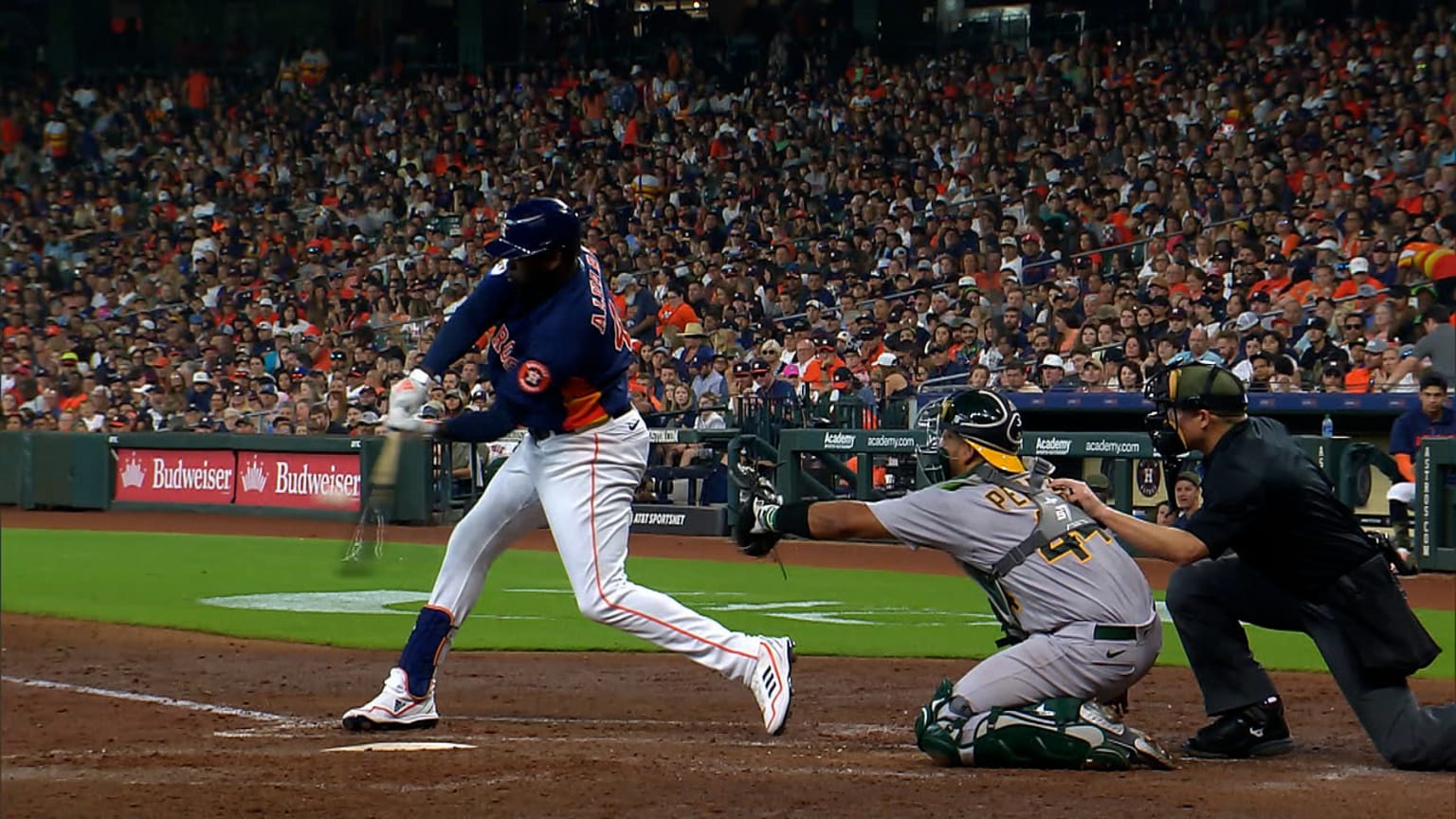Alvarez lifts a double to left field in the 6th | 05/21/2023 | Houston ...