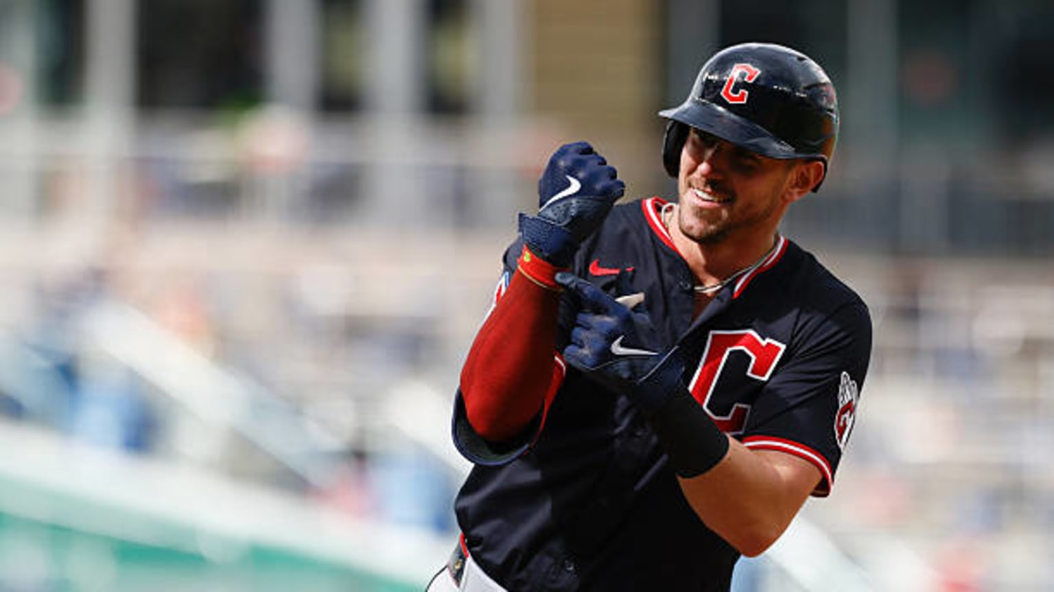 Nolan Jones pega HR solitario en la 2da | 06/05/2025 | Lasmayores.com