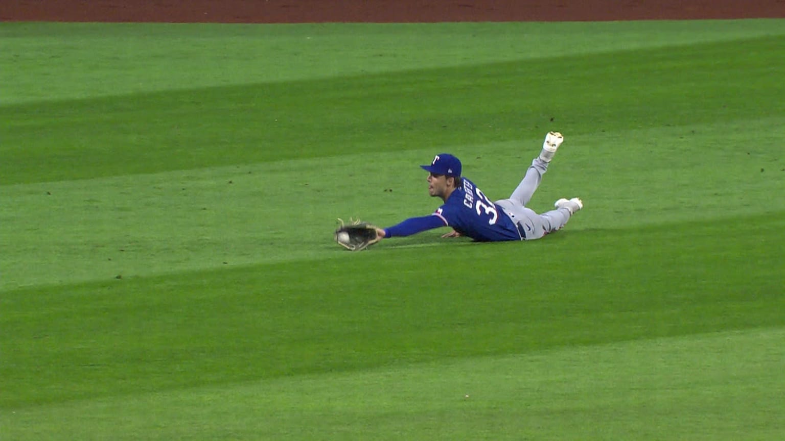 Evan Carter makes the nice catch after review | 09/16/2023 | Texas Rangers