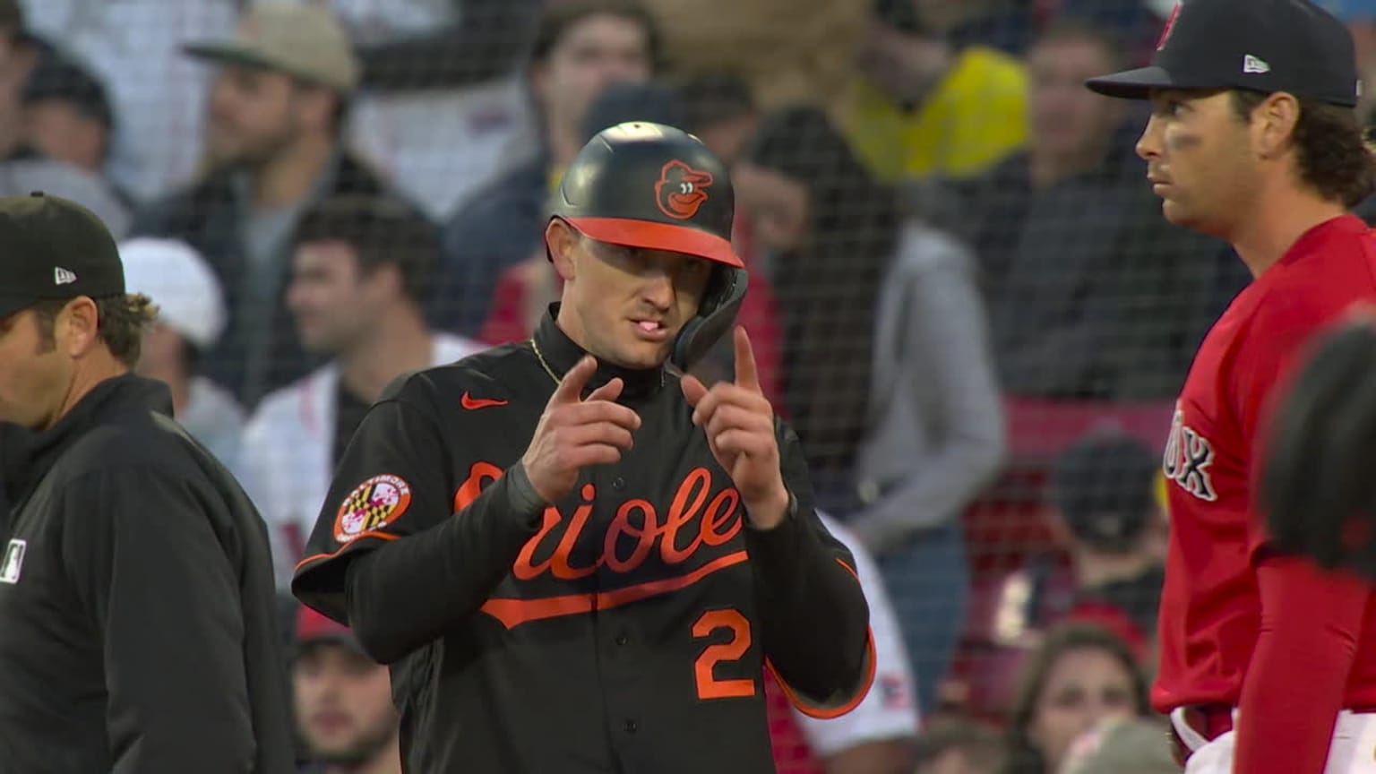 Austin Hays hits two singles, two doubles and homers | 04/01/2023 ...