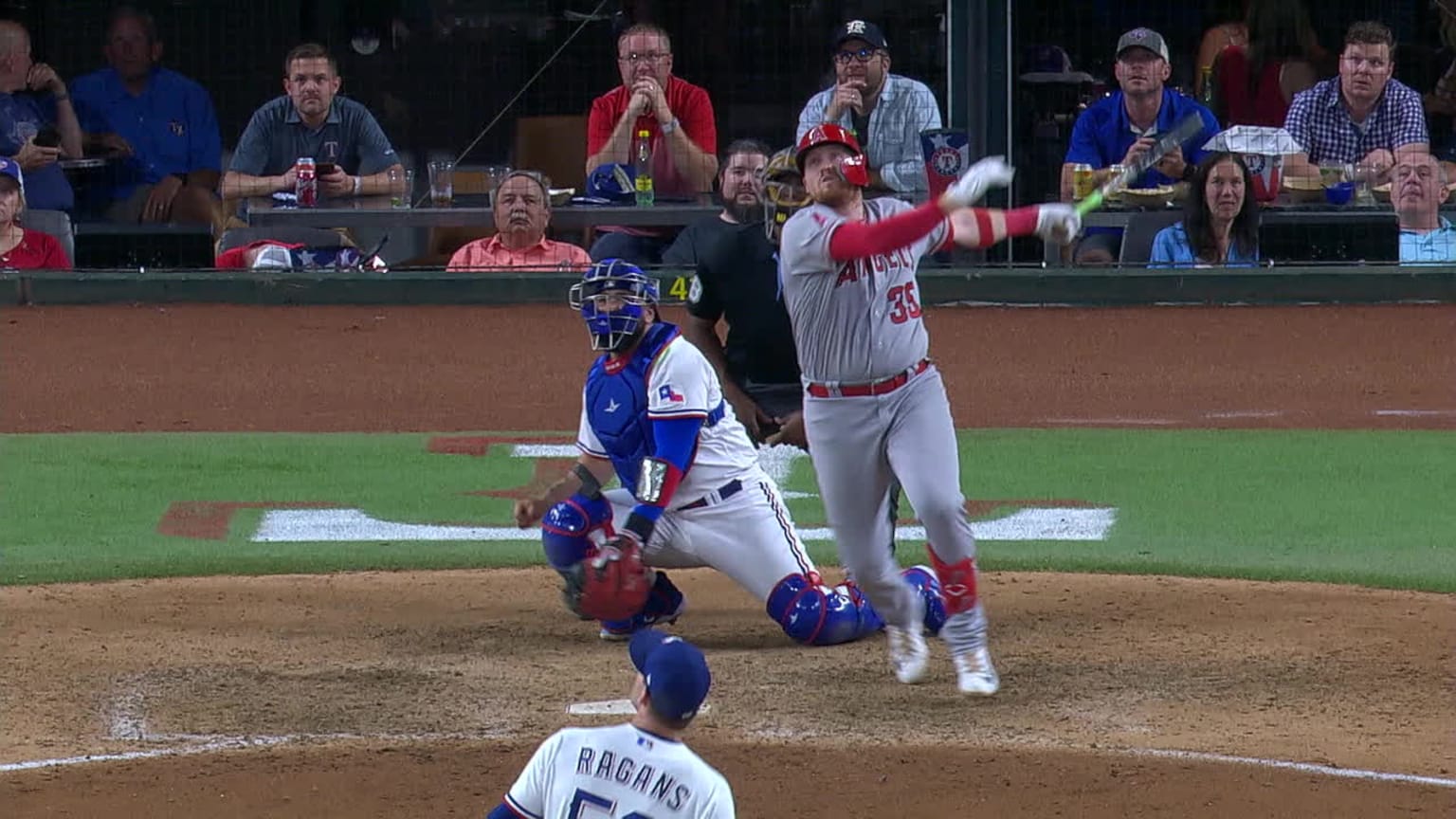 Chad Wallach connects with a two-run homer to right | 06/12/2023 | Los ...