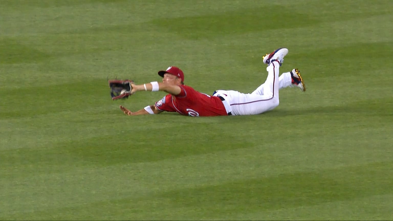 Alex Call makes an incredible diving catch in center | 07/24/2023 ...