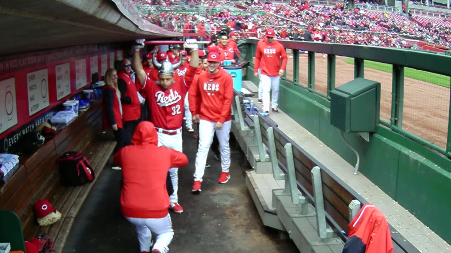 Jason Vosler's solo homer to right field | 04/02/2023 | Cincinnati Reds