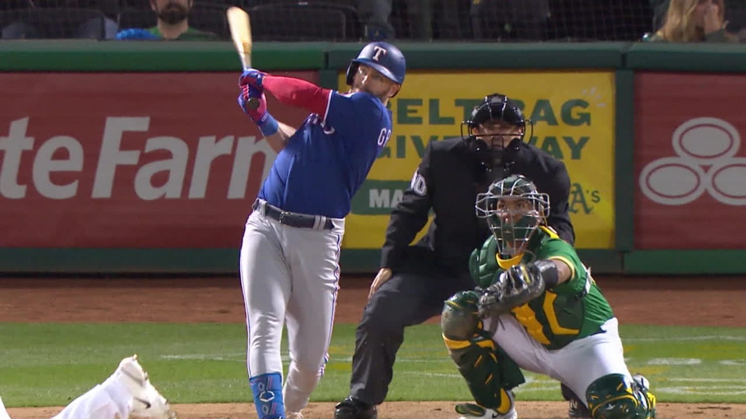 Robbie Grossman hammers a solo home run to right | 05/12/2023 | Texas ...