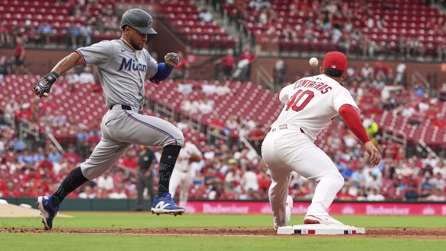 Otto Lopez singles after a review | 07/29/2025 | Minnesota Twins