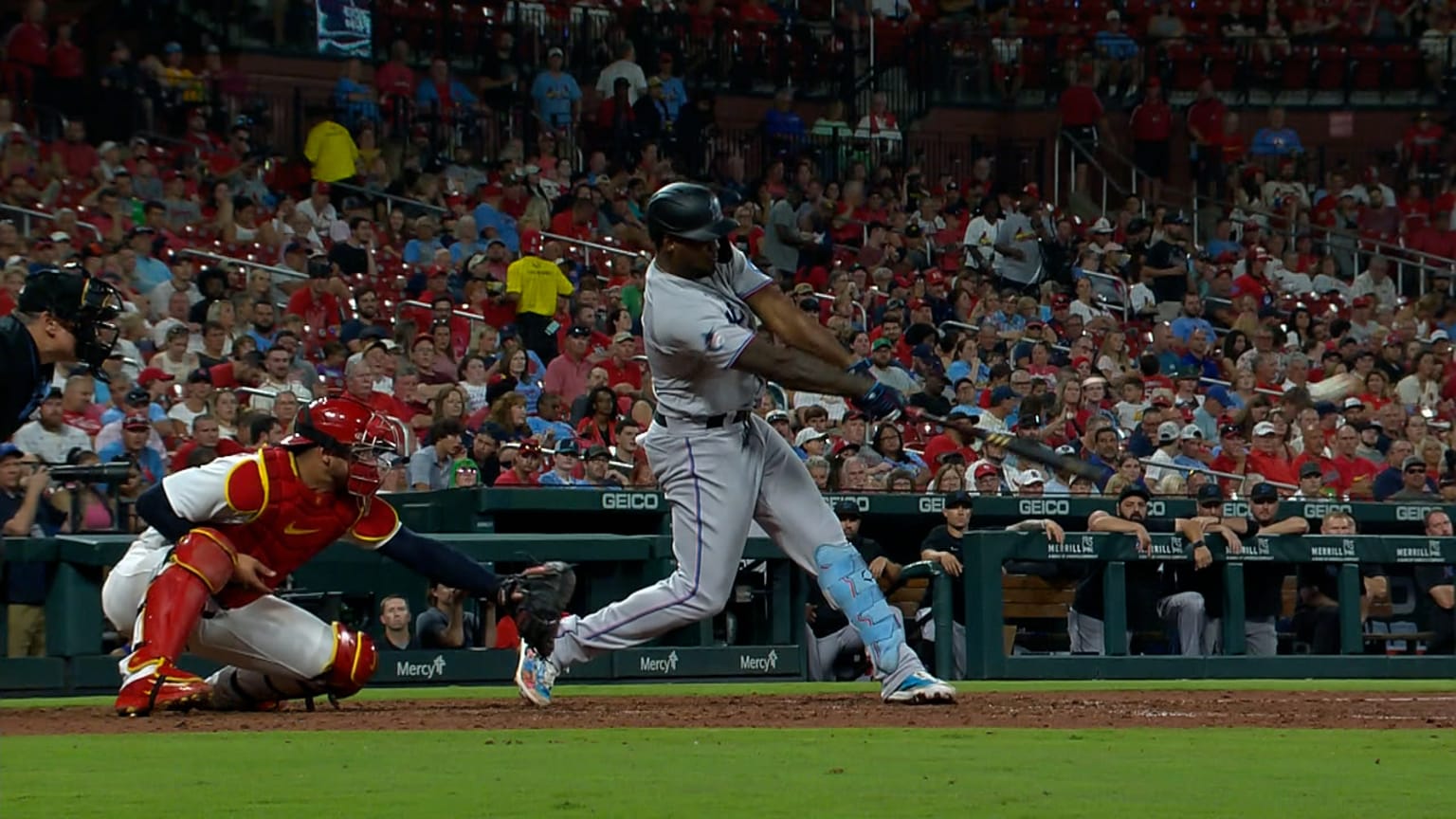 Jorge Soler muscles an RBI single to center | 07/18/2023 | Miami Marlins