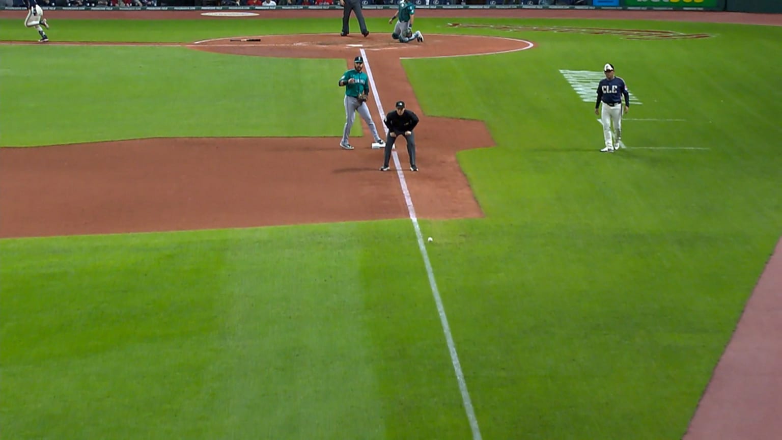 Brayan Rocchio hits a foul ball, call is overturned | 08/29/2025 ...