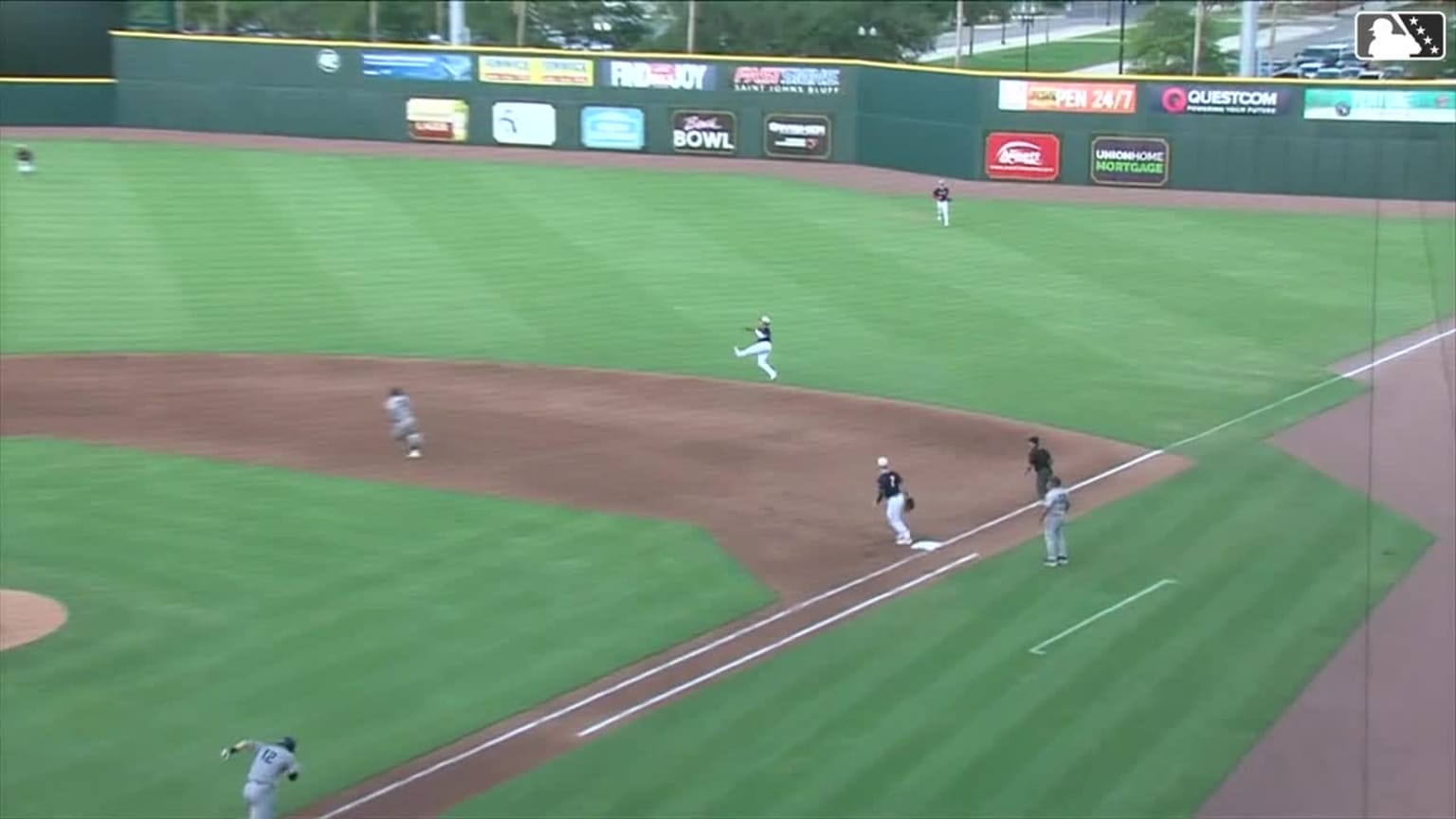 Javier Sanoja induces double play | 07/03/2024 | MLB.com