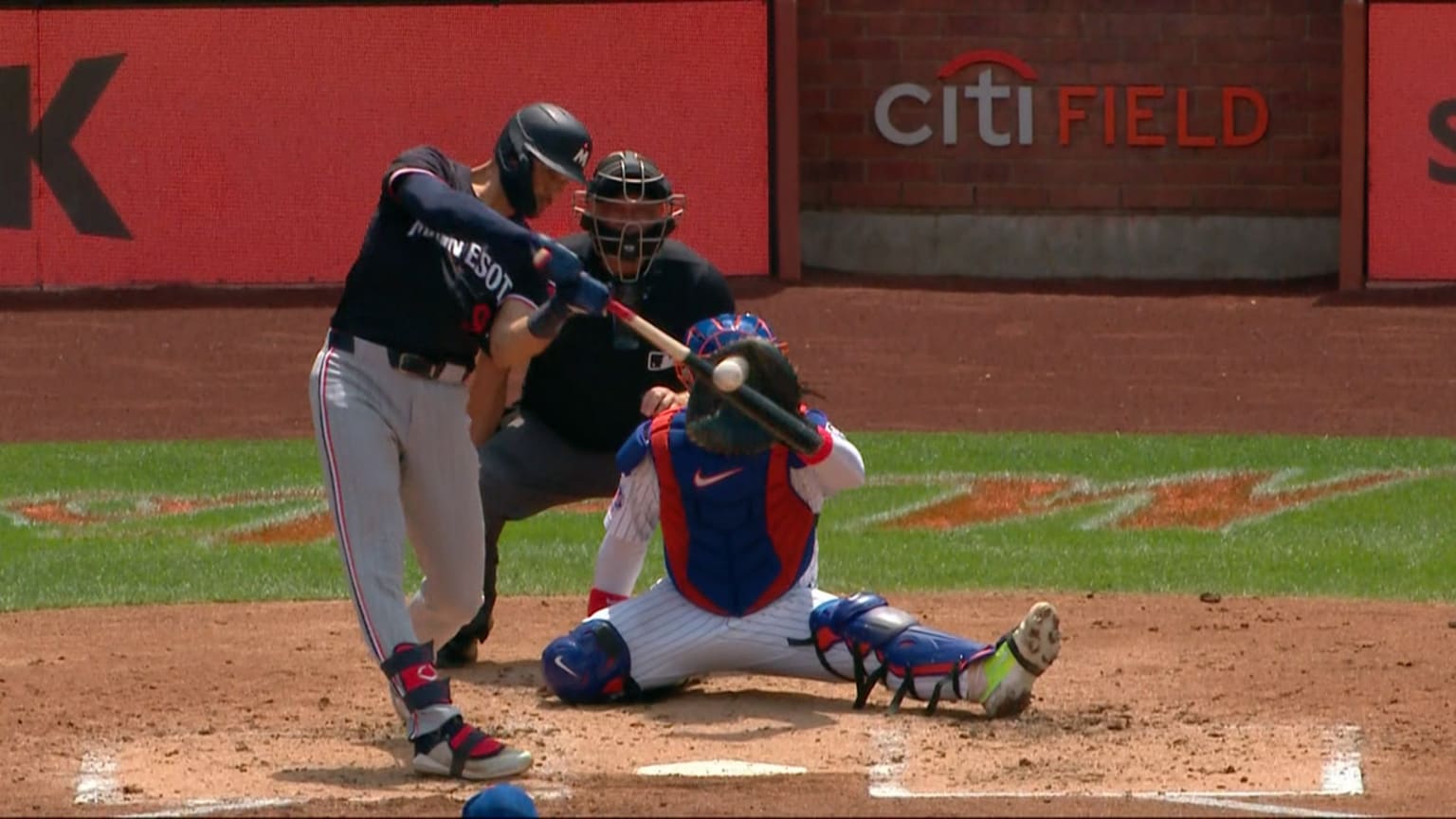 Hit impulsor de Trevor Larnach en el 3ro | 31/07/2024 | Los Twins de ...