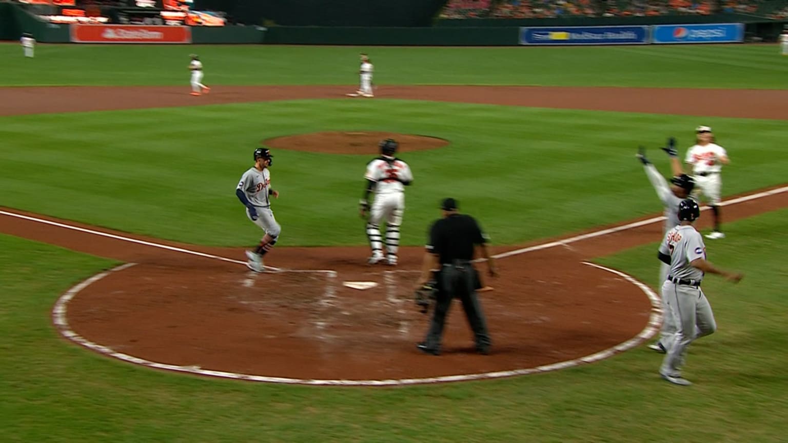 The Tigers score five runs in the 4th vs. the Orioles | 09/19/2022 ...