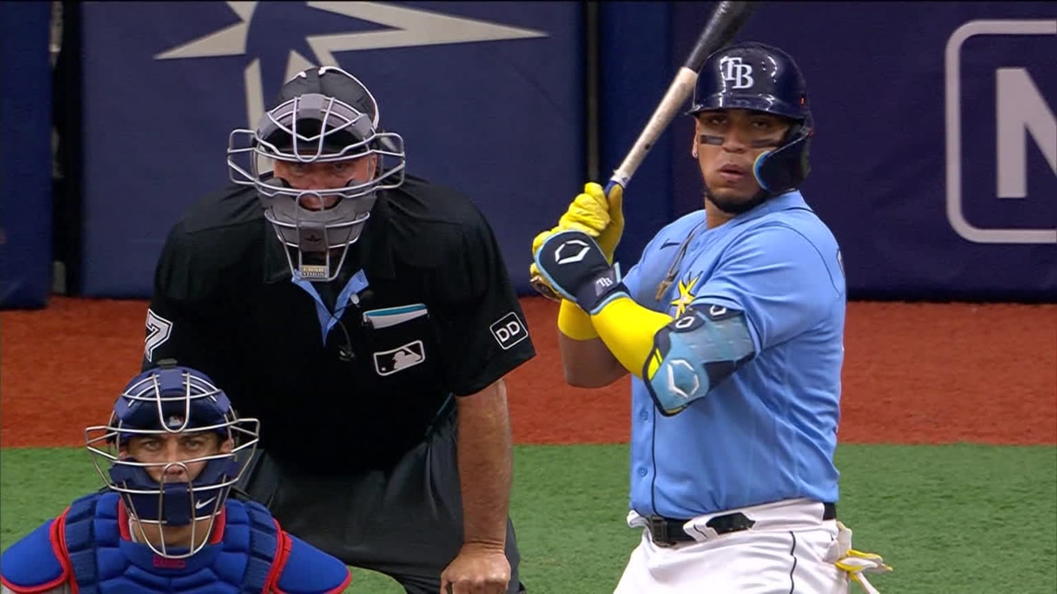 Isaac Paredes hits an RBI single to right field | 03/03/2023 | Tampa ...