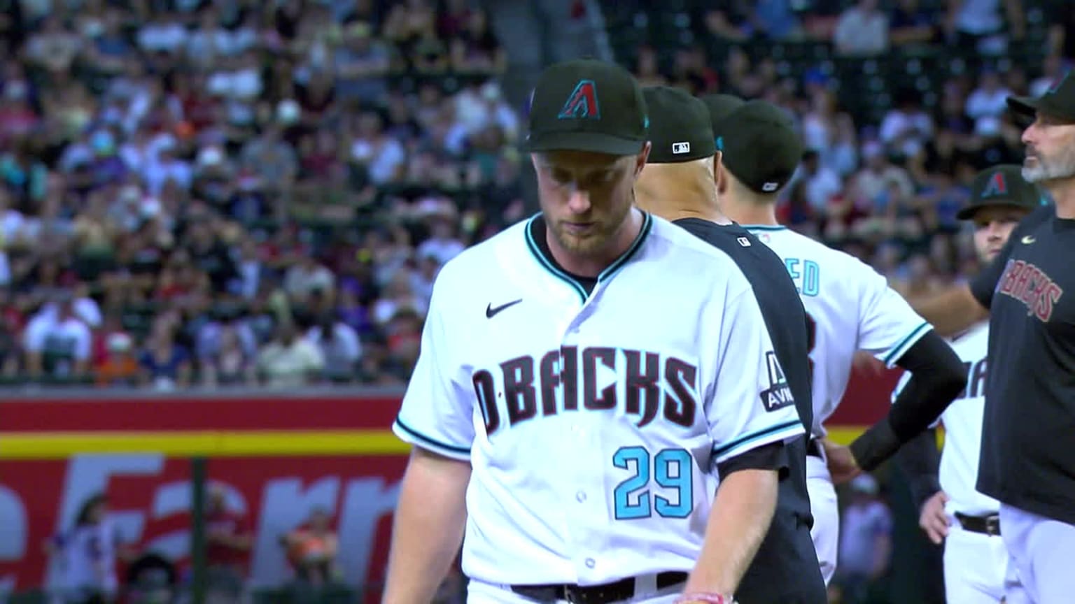 Merrill Kelly exits due to cramps | 09/04/2023 | Arizona Diamondbacks