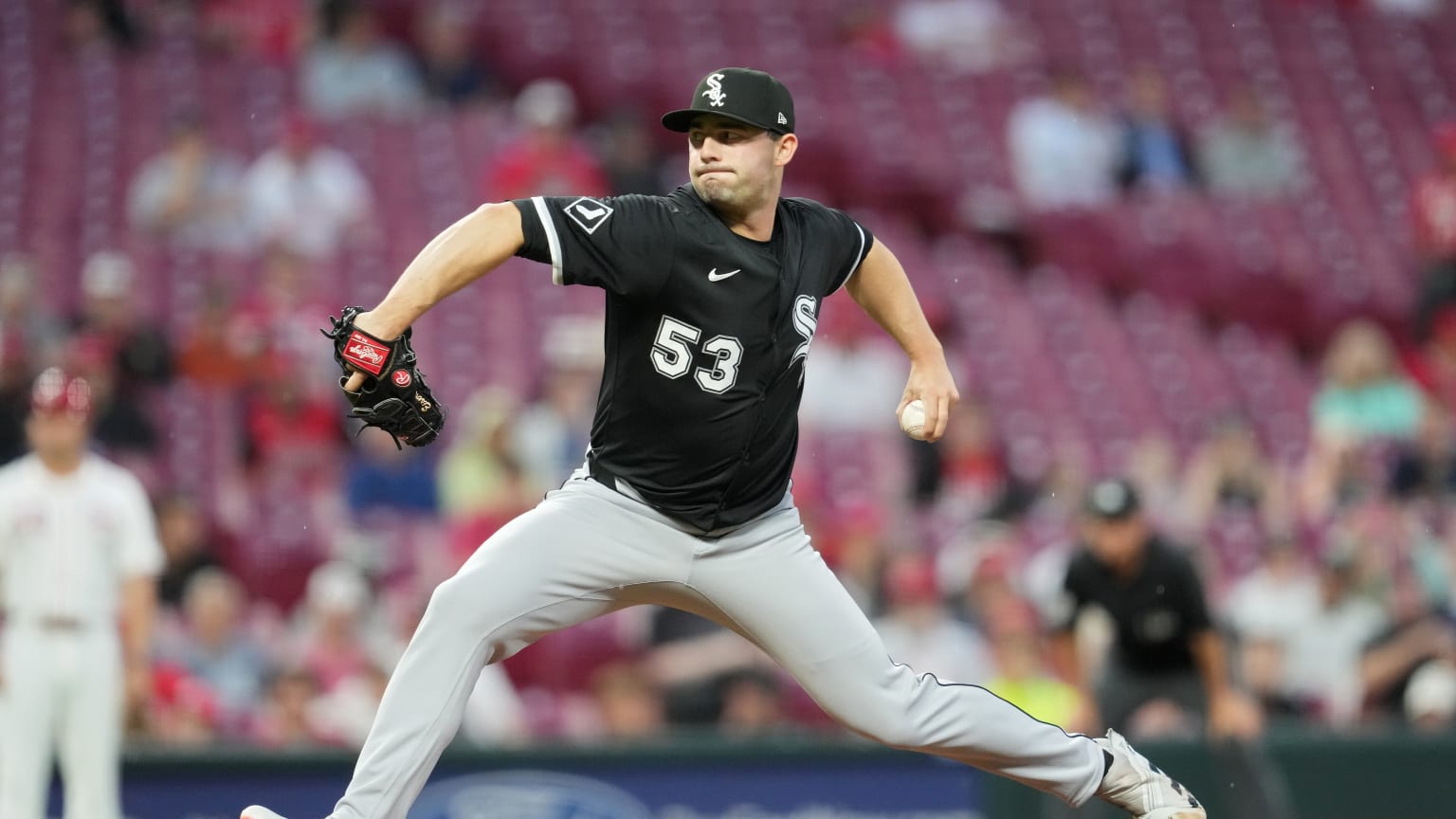Brandon Eisert whiffs TJ Friedl | 05/13/2025 | Chicago White Sox