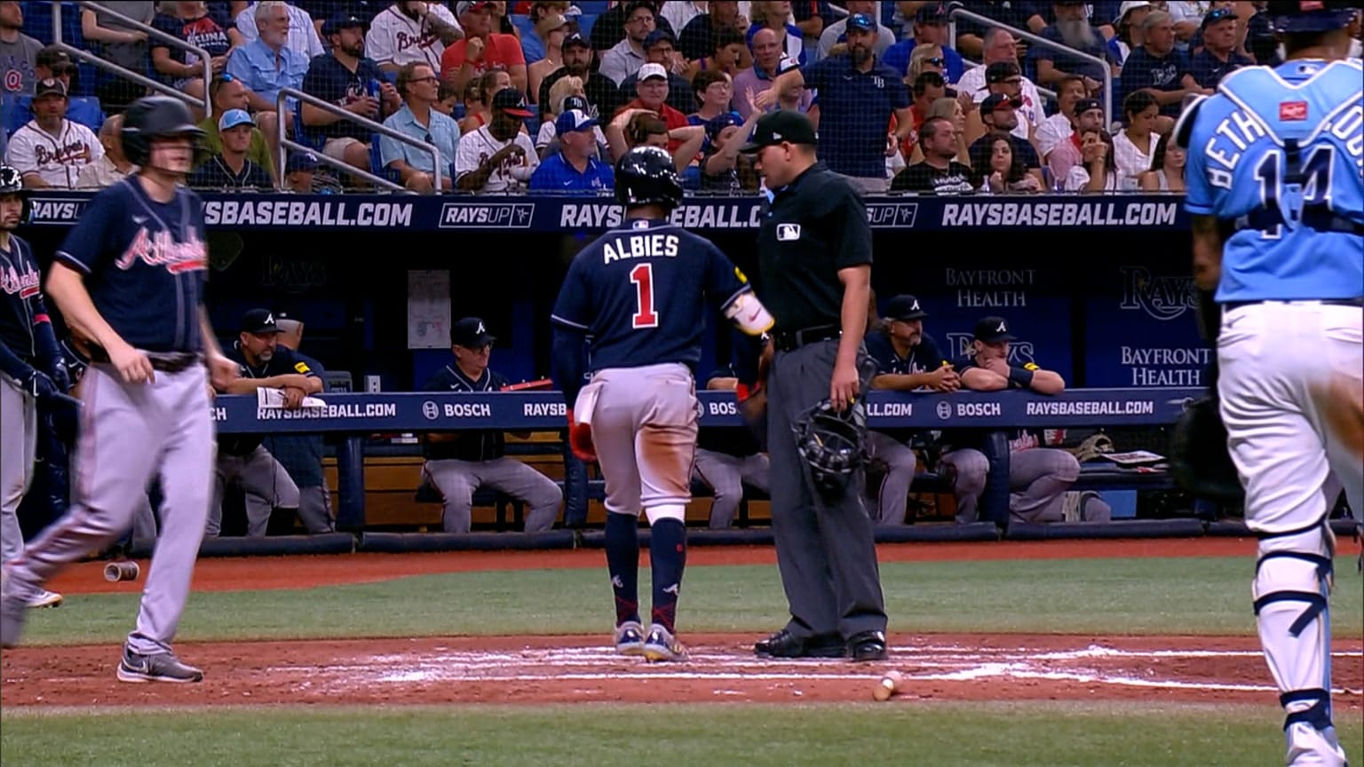 Matt Olson hits into DP to score run in the 4th | 07/09/2023 | Atlanta Braves