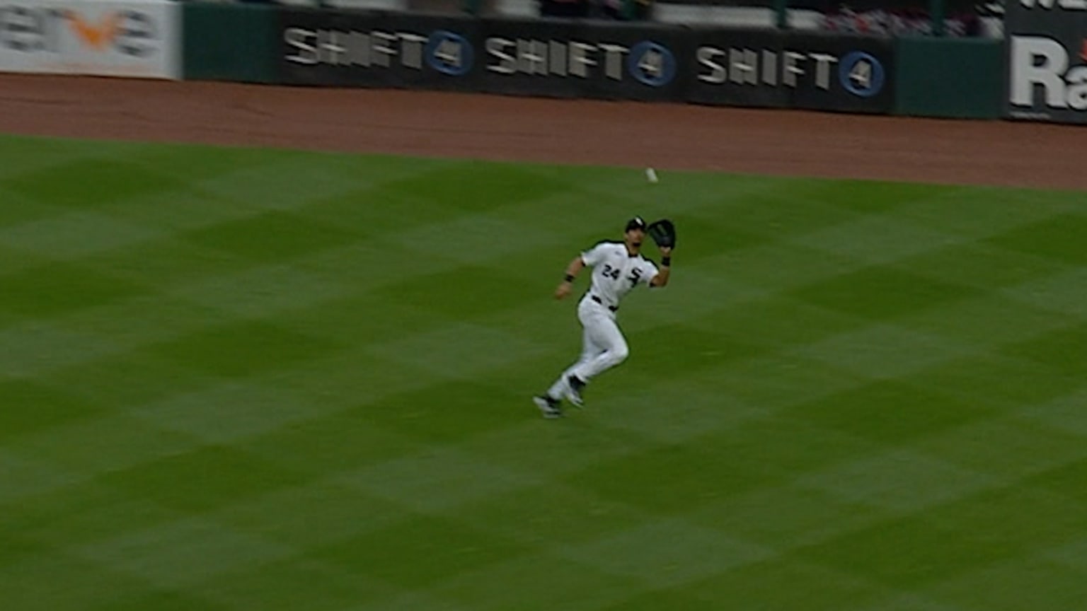 Davis Martin escapes bases-loaded jam in the top of the 2nd | 06/10 ...