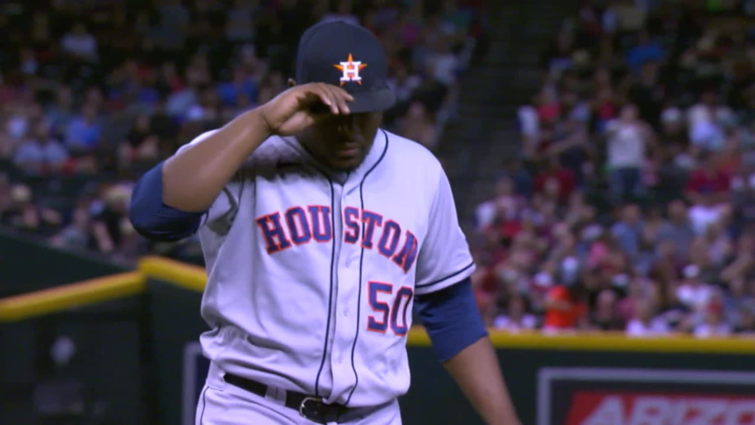 Hector Neris escapes a bases-loaded jam in the 7th | 09/30/2023 ...