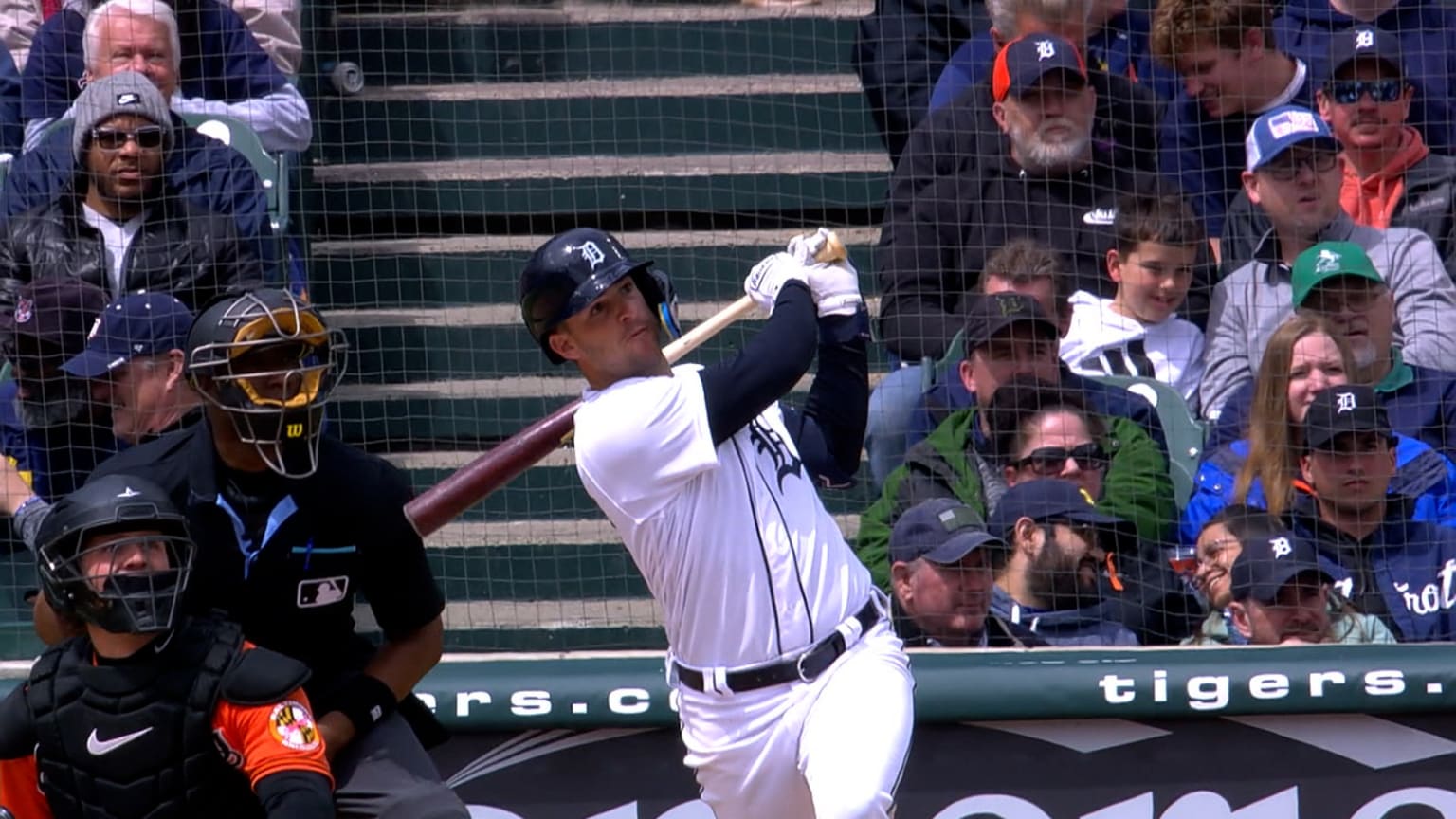 Zack Short hits a long home run to left-center field | 04/29/2023 ...