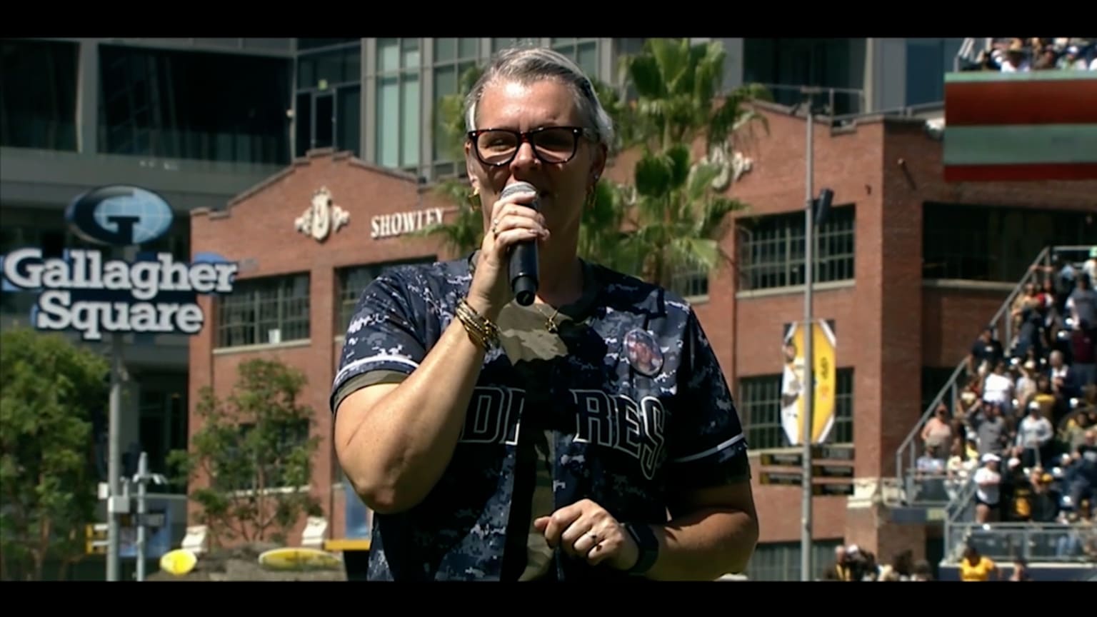 5/29/22 God Bless America: Kim Lovett | 05/29/2022 | San Diego Padres