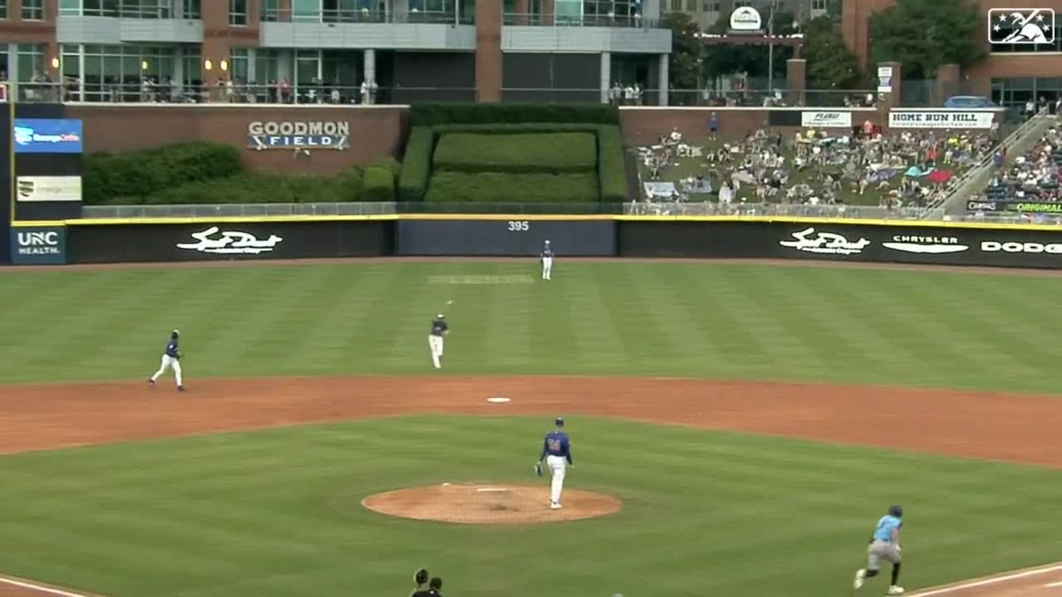 Vidal Brujan sweet play up the middle | 06/04/2023 | Tampa Bay Rays