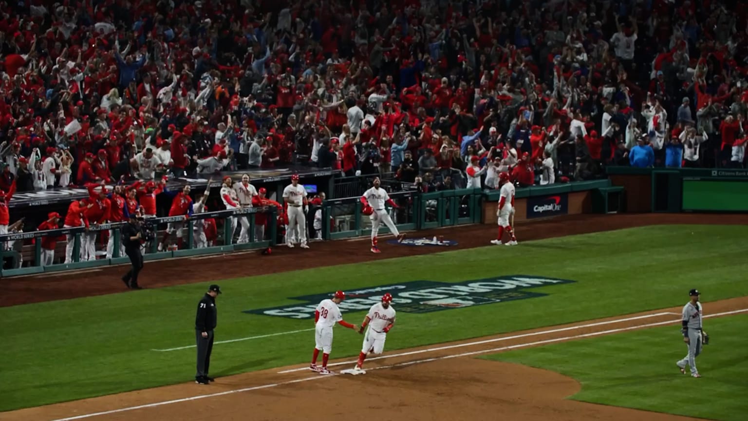 Schwarber launches a two-run homer ' Creator Cuts | 11/01/2022 ...