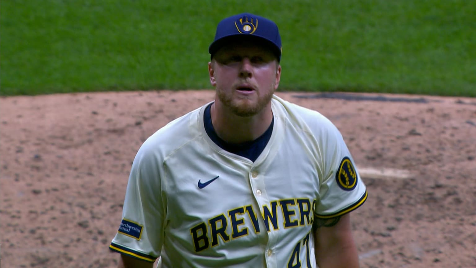 Jared Koenig deja las bases llenas | 24/06/2024 | Los Brewers de Milwaukee