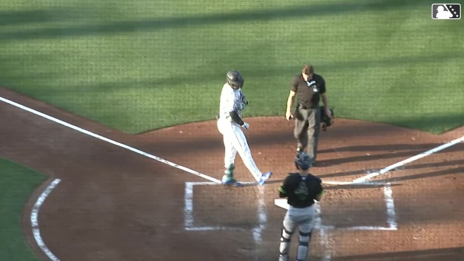 Tyler Locklear's solo home run | 07/23/2025 | MLB.com