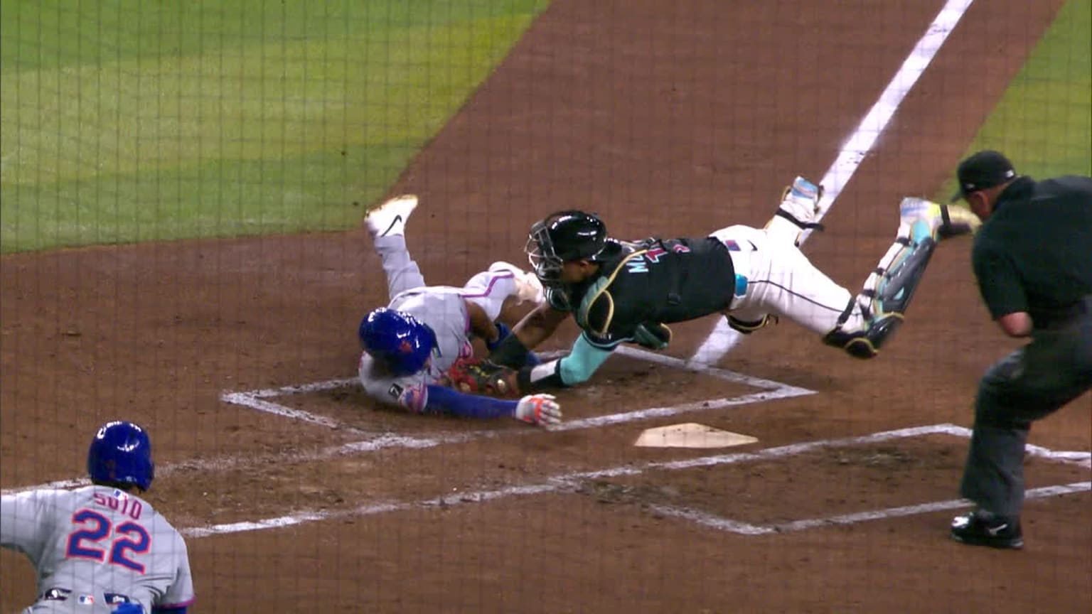 Corbin Carroll nabs Tyrone Taylor | 05/05/2025 | MLB.com