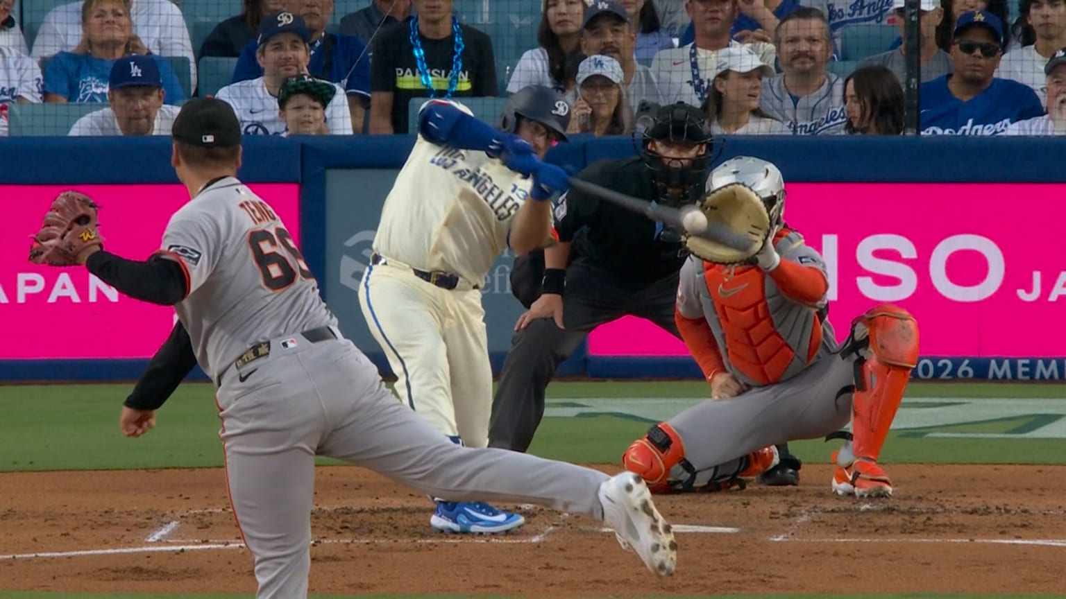 Max Muncy's two-run home run (19) | 09/20/2025 | Los Angeles Dodgers