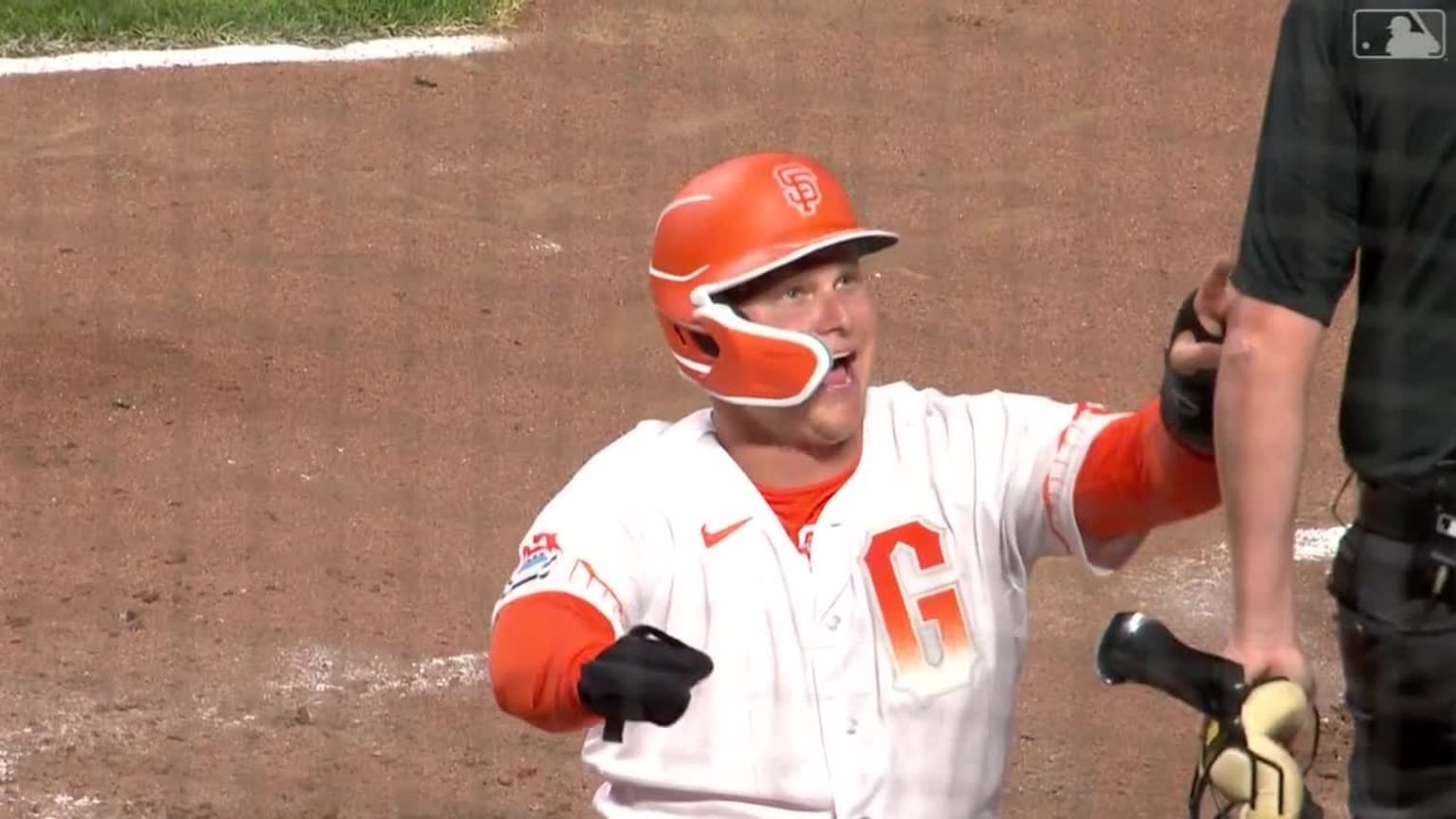 Pederson is ruled safe at the plate after a review | 08/15/2023 | MLB.com