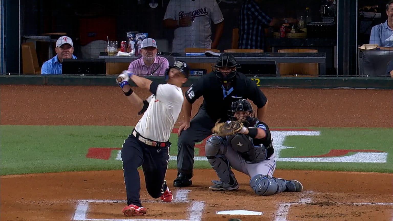 Corey Seager crushes a solo home run to right field | 08/04/2023 | Texas Rangers