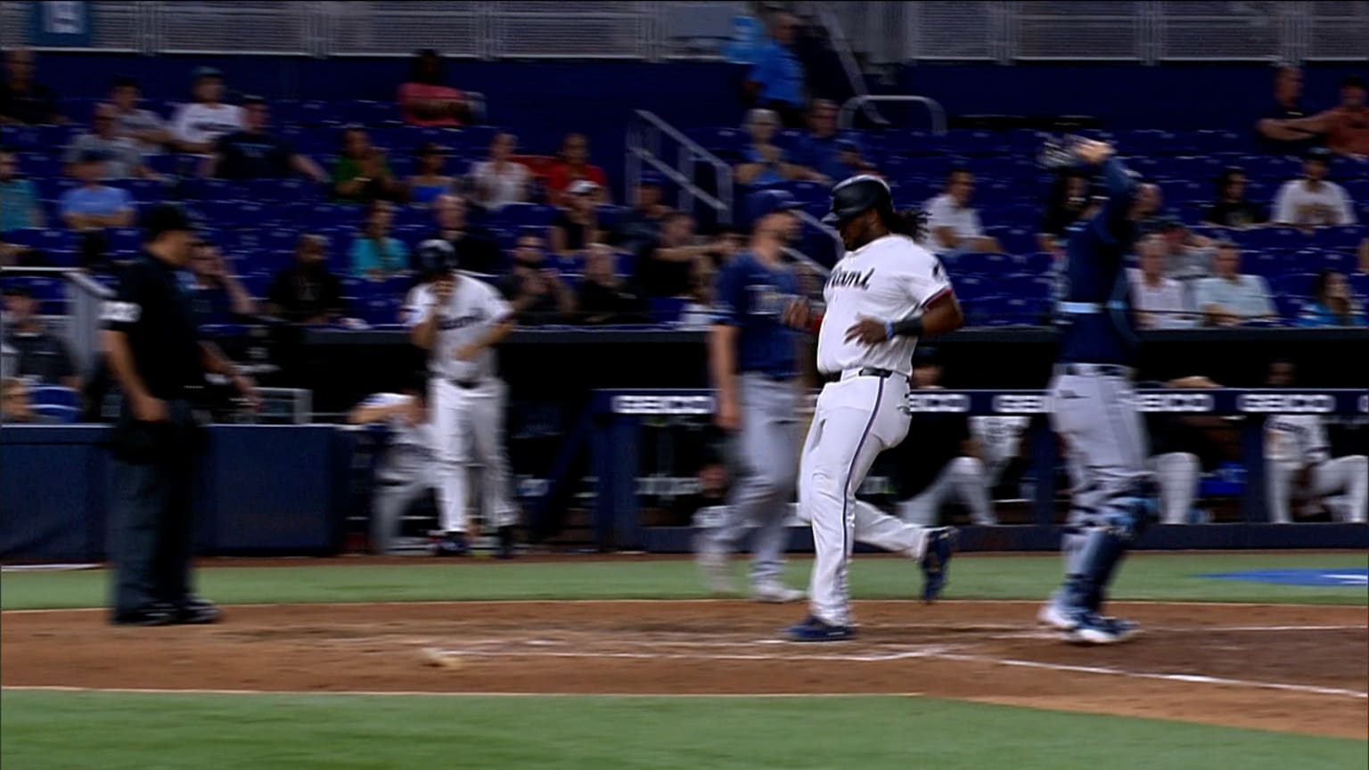 Otto Lopez's sacrifice fly | 06/04/2024 | Miami Marlins