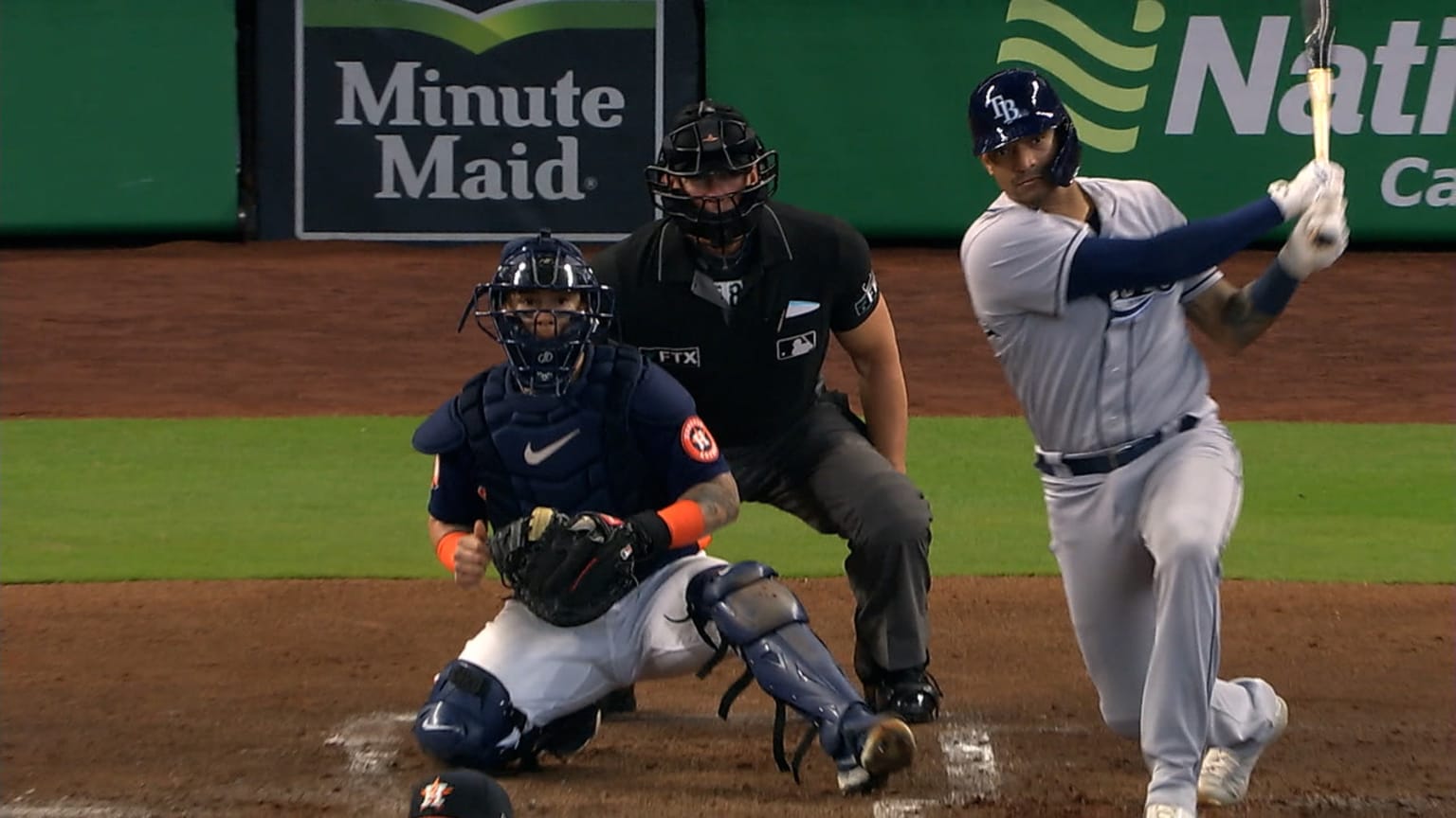 Bethancourt rips an RBI single to left-center field | 10/02/2022 ...