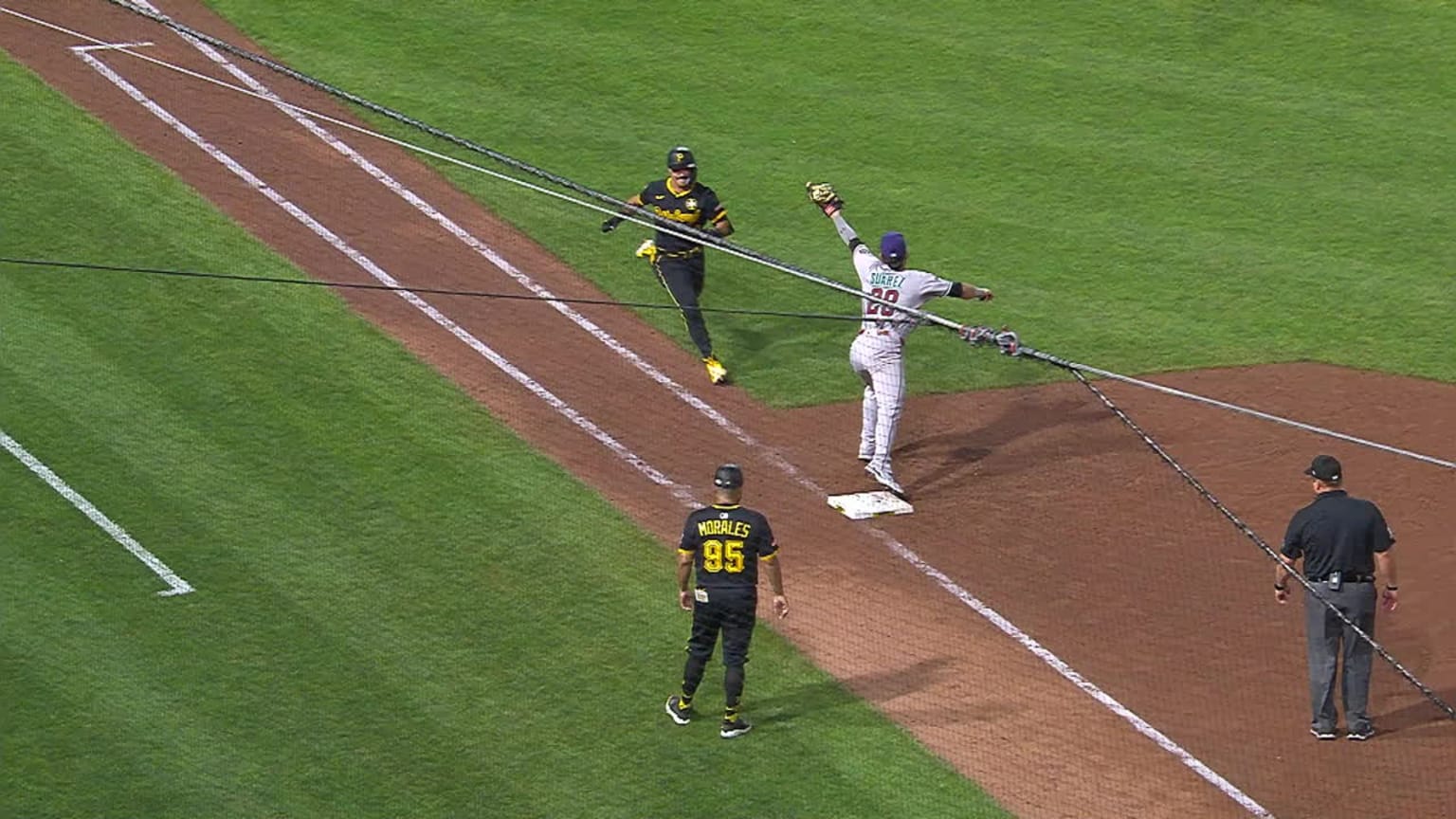 D-backs get the final out after review | 07/25/2025 | Arizona Diamondbacks