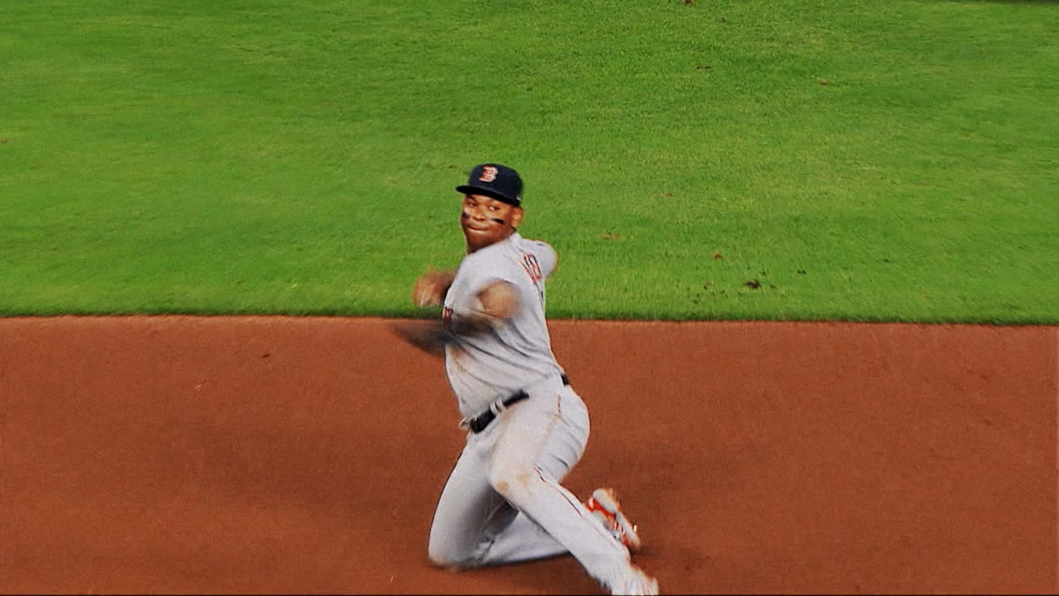 Daily Dash: Robert Jr.'s leaping grab, Devers' dive | 08/22/2023 | MLB.com