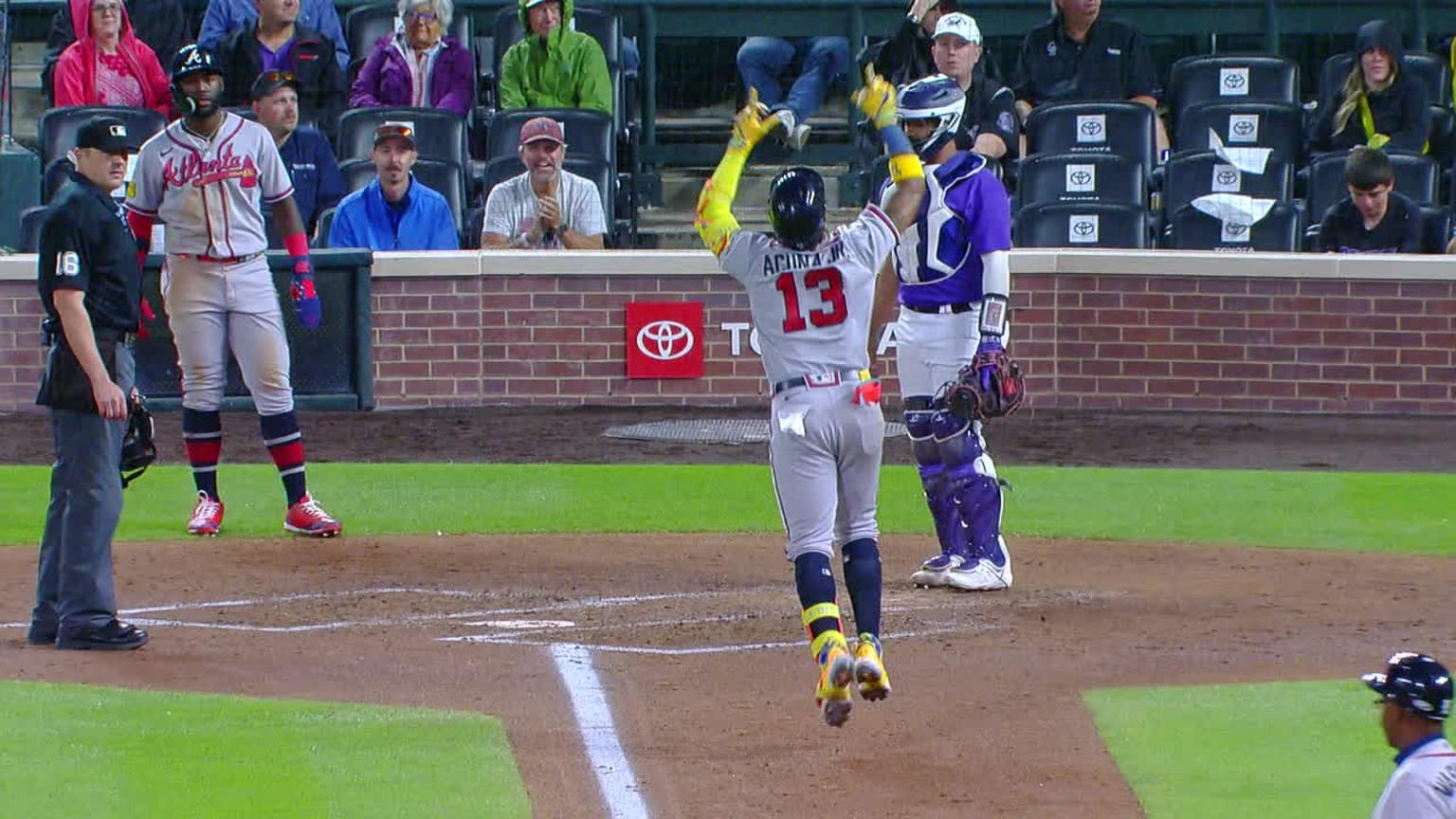 Ronald Acuña Jr. hammers a two-run homer in the 5th | 08/28/2023 ...