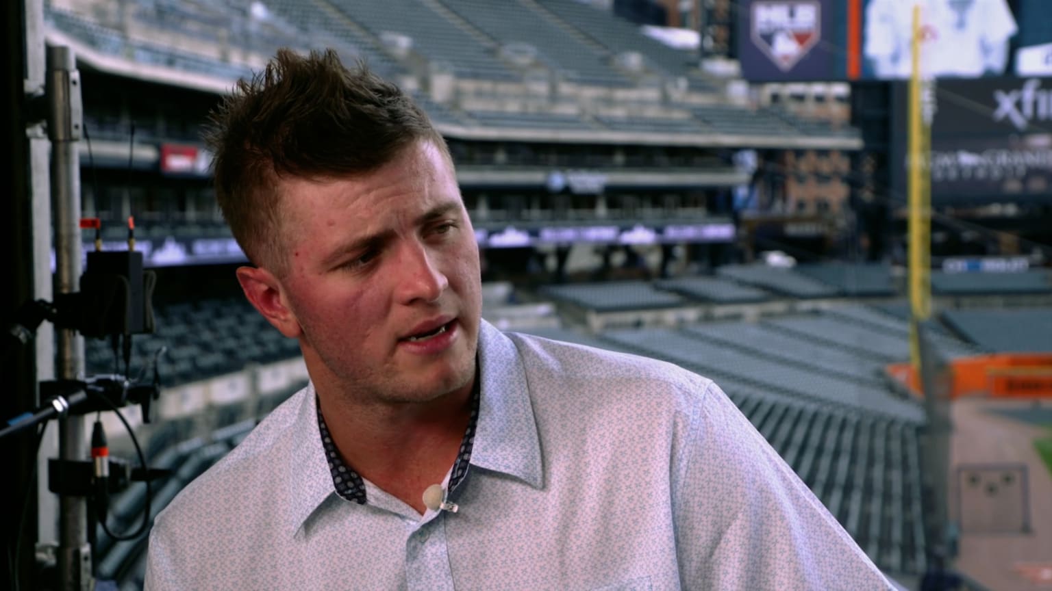 Jace Jung visits Detroit | 09/15/2022 | Detroit Tigers