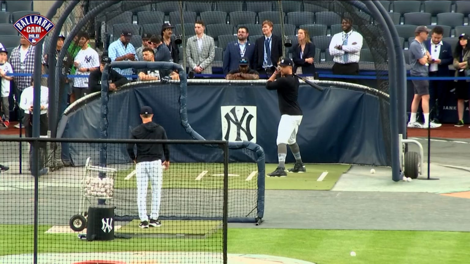 Giancarlo Stanton takes BP for first time this season | 05/07/2025 | New York Yankees