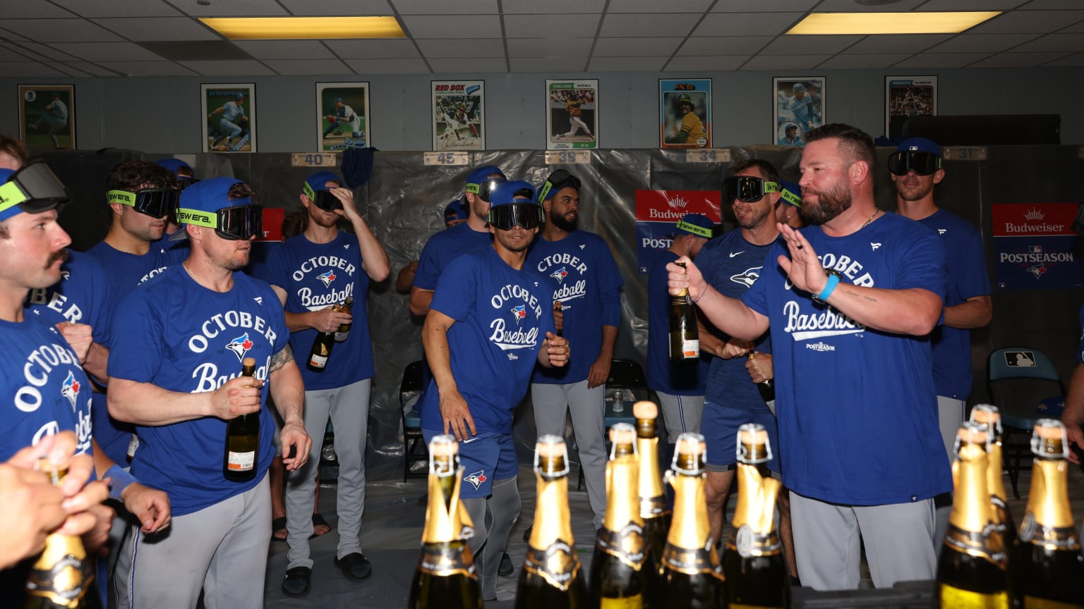 Schneider: 'You guys are the definition of selfless' | 09/21/2025 | MLB.com