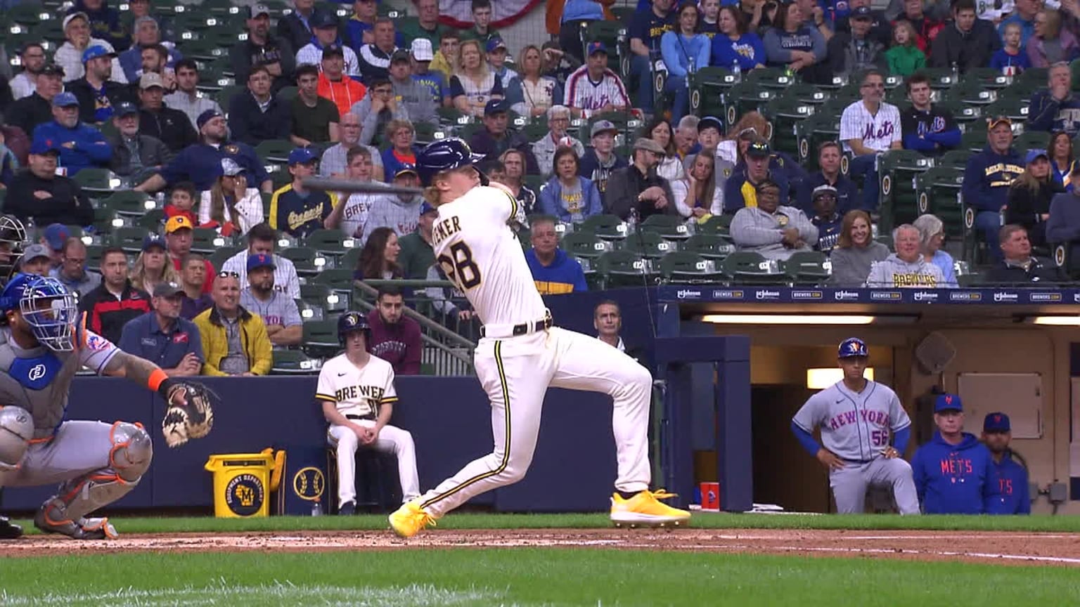 Joey Wiemer hits his first homer to right field | 04/05/2023 ...