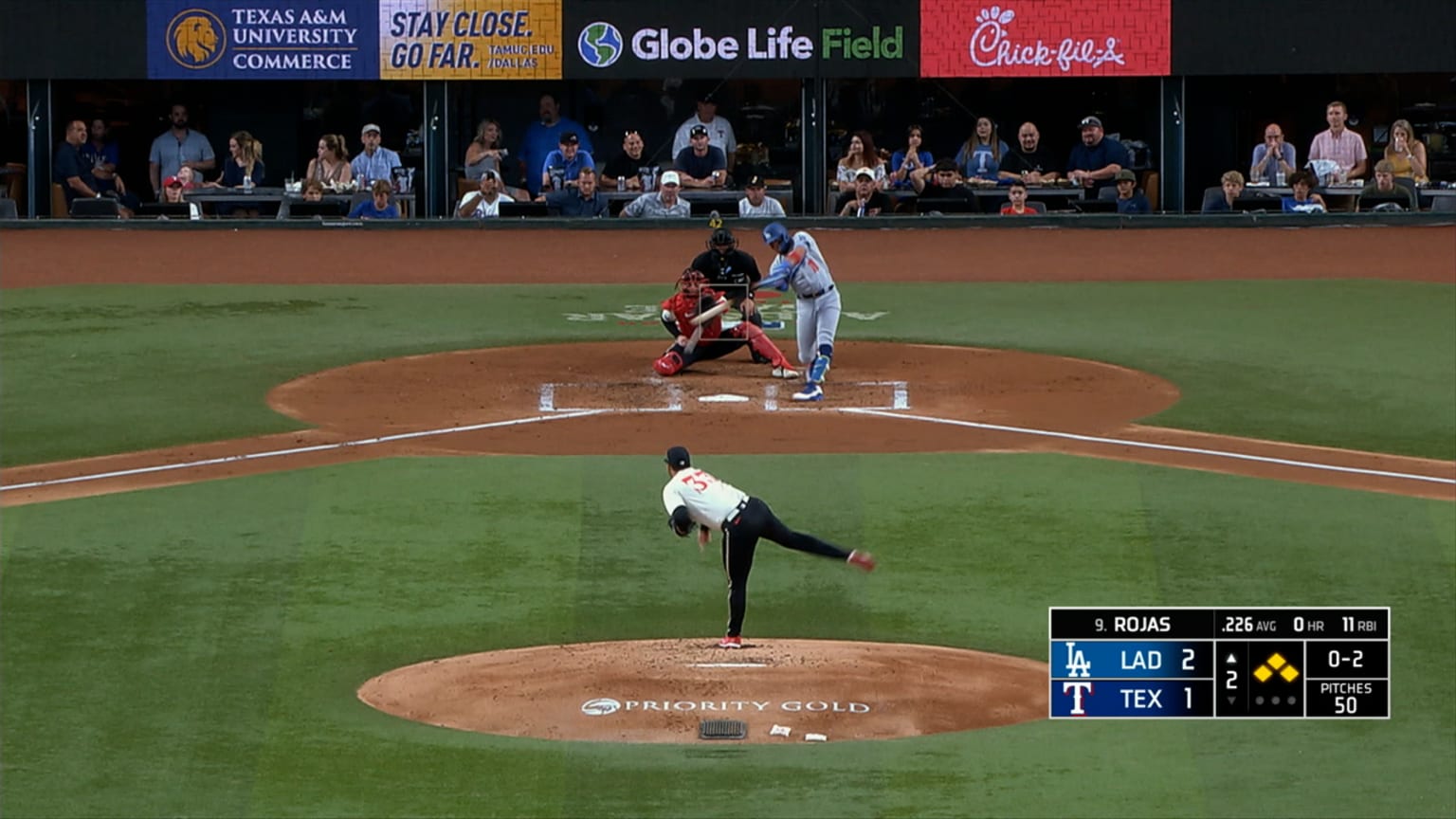 Miguel Rojas drives in a run with and makes it 3-1 | 07/22/2023 | Los Angeles Dodgers