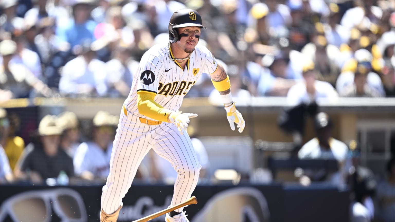 Jackson Merrill's two-run triple | 08/14/2024 | San Diego Padres