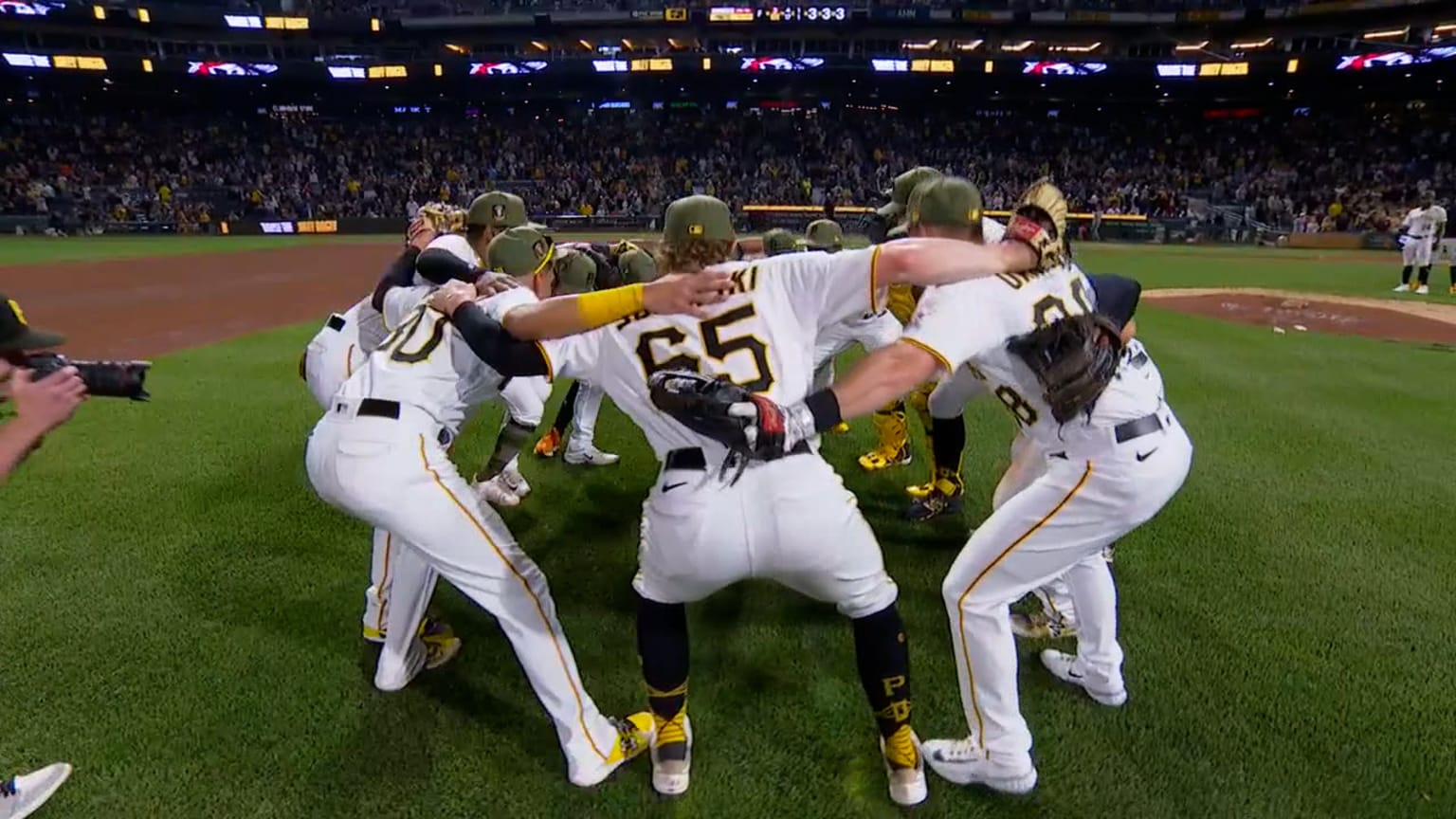 Colin Holderman secures the Pirates win | 05/19/2023 | Pittsburgh Pirates