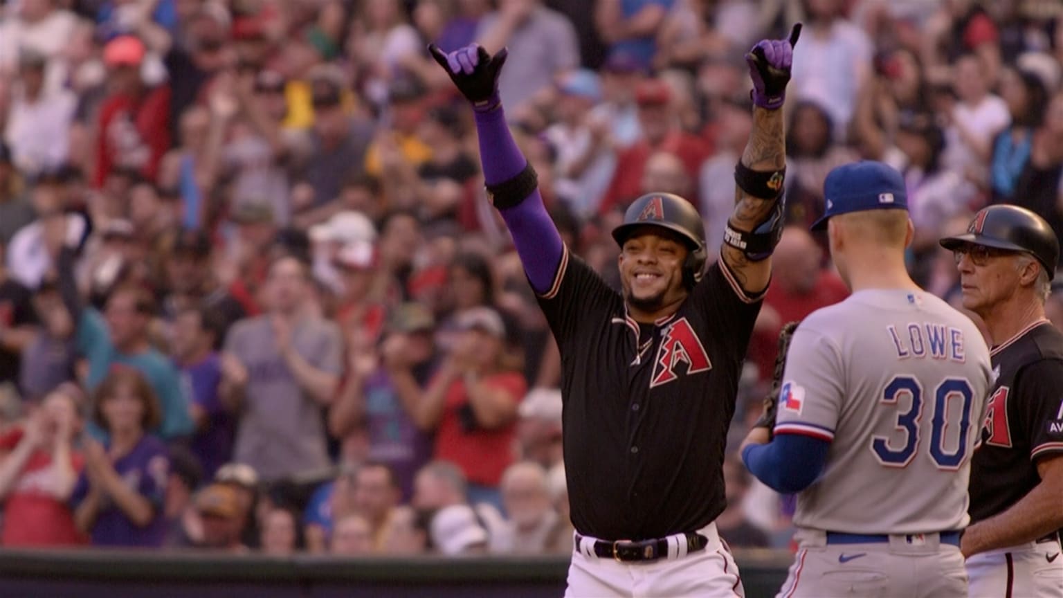 Marte's postseason hitting streak reaches 20 games | 10/27/2023 ...