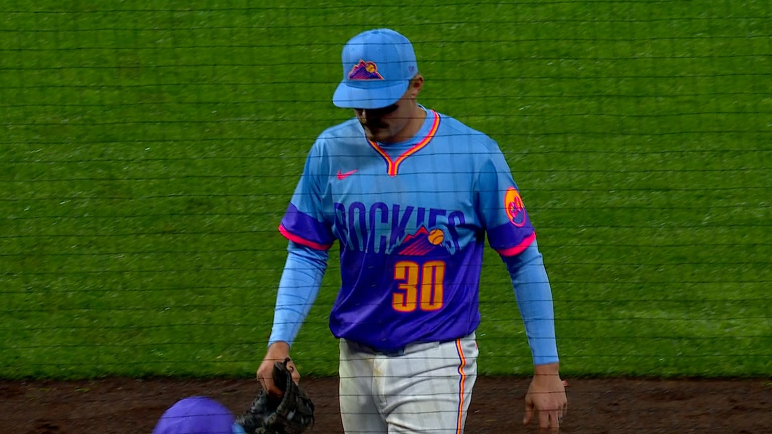Aaron Schunk exits with injury | 04/25/2025 | Colorado Rockies