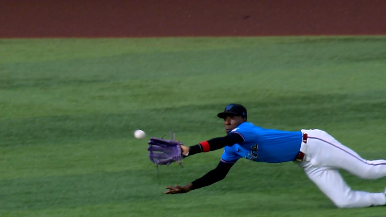 Nick Gordon's diving catch | 07/07/2024 | Miami Marlins