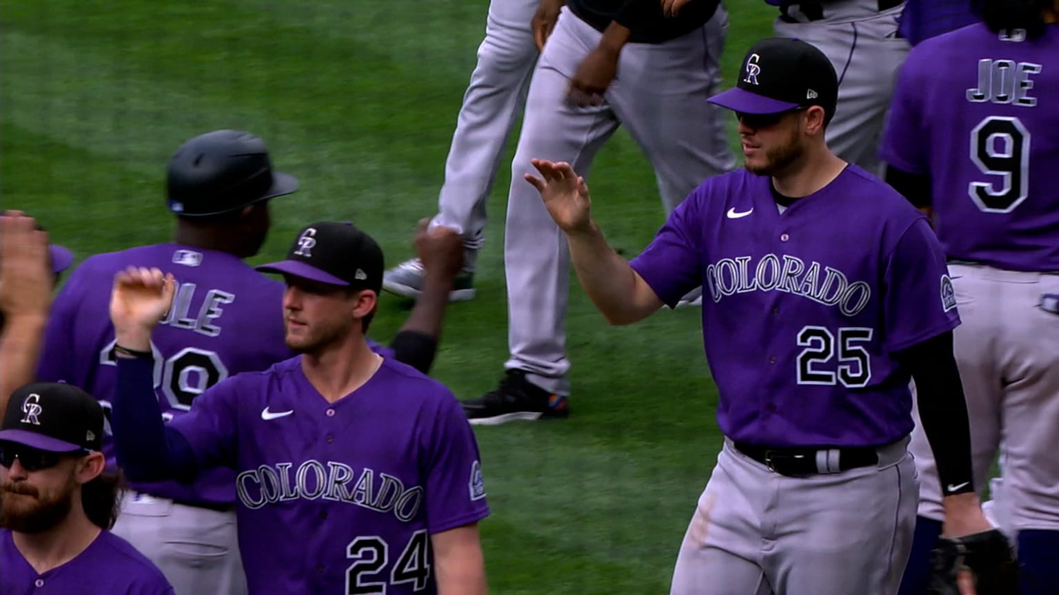 Daniel Bard gets final out | 08/28/2022 | Colorado Rockies