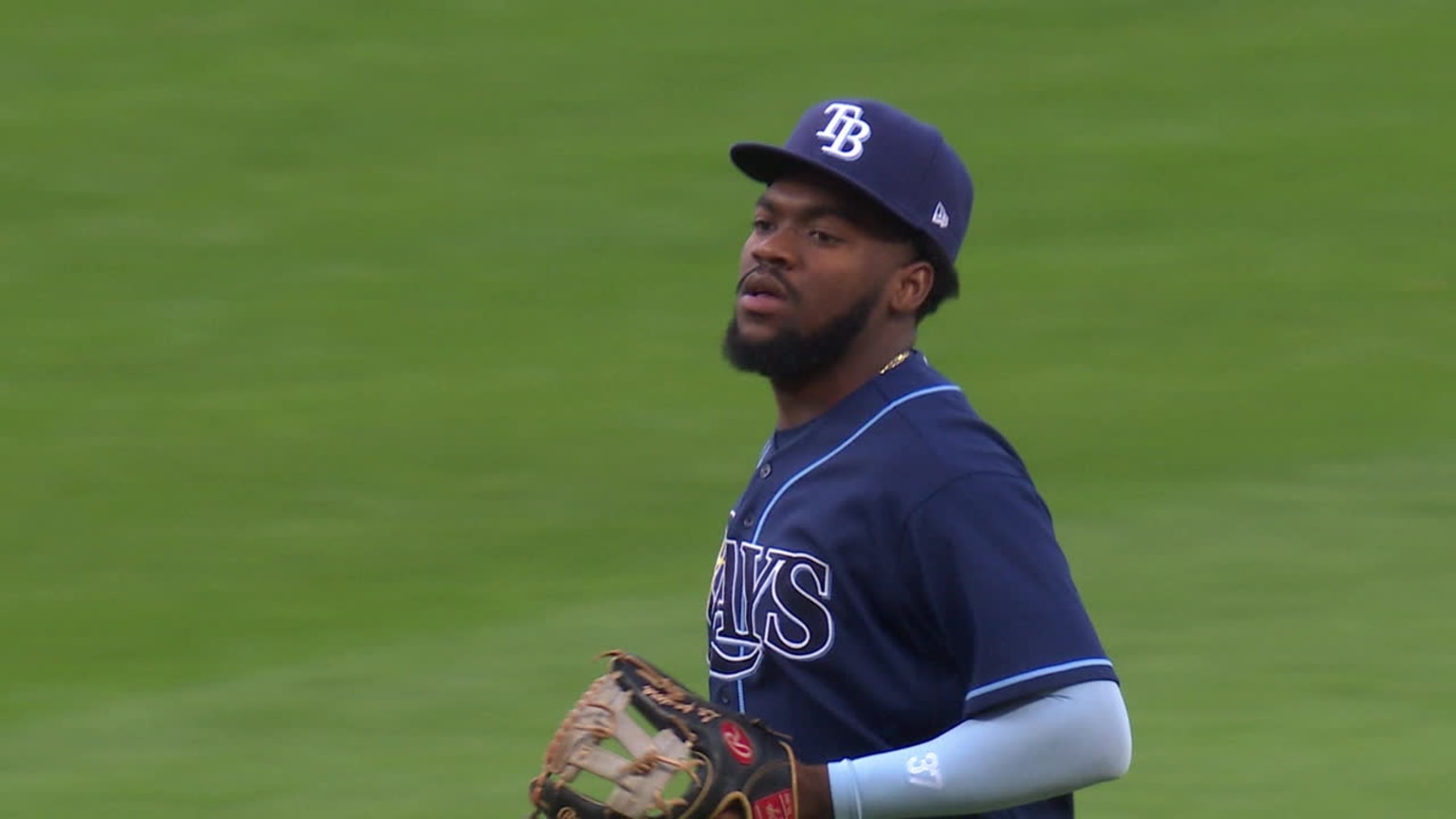 Basabe makes a spinning throw to first for the out | 09/01/2023 | Tampa ...